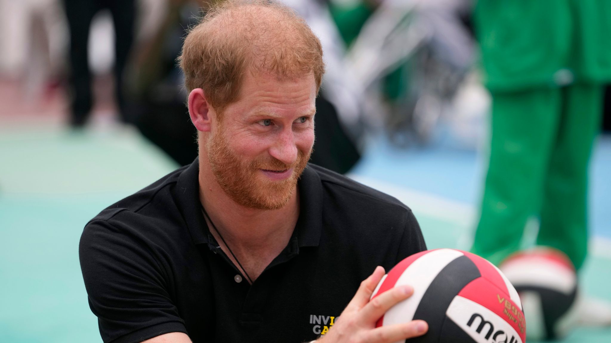 Prince Harry ordered by judge to explain why messages 'destroyed' as he ...