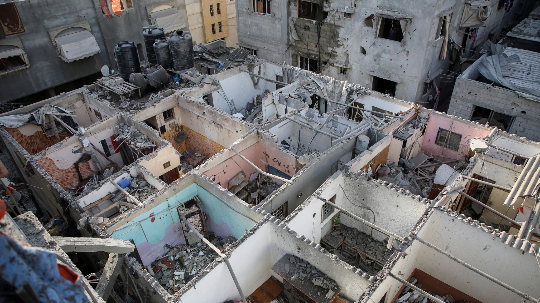 Israel-Hamas war: Embattled Netanyahu's choice - Accept ceasefire deal ...