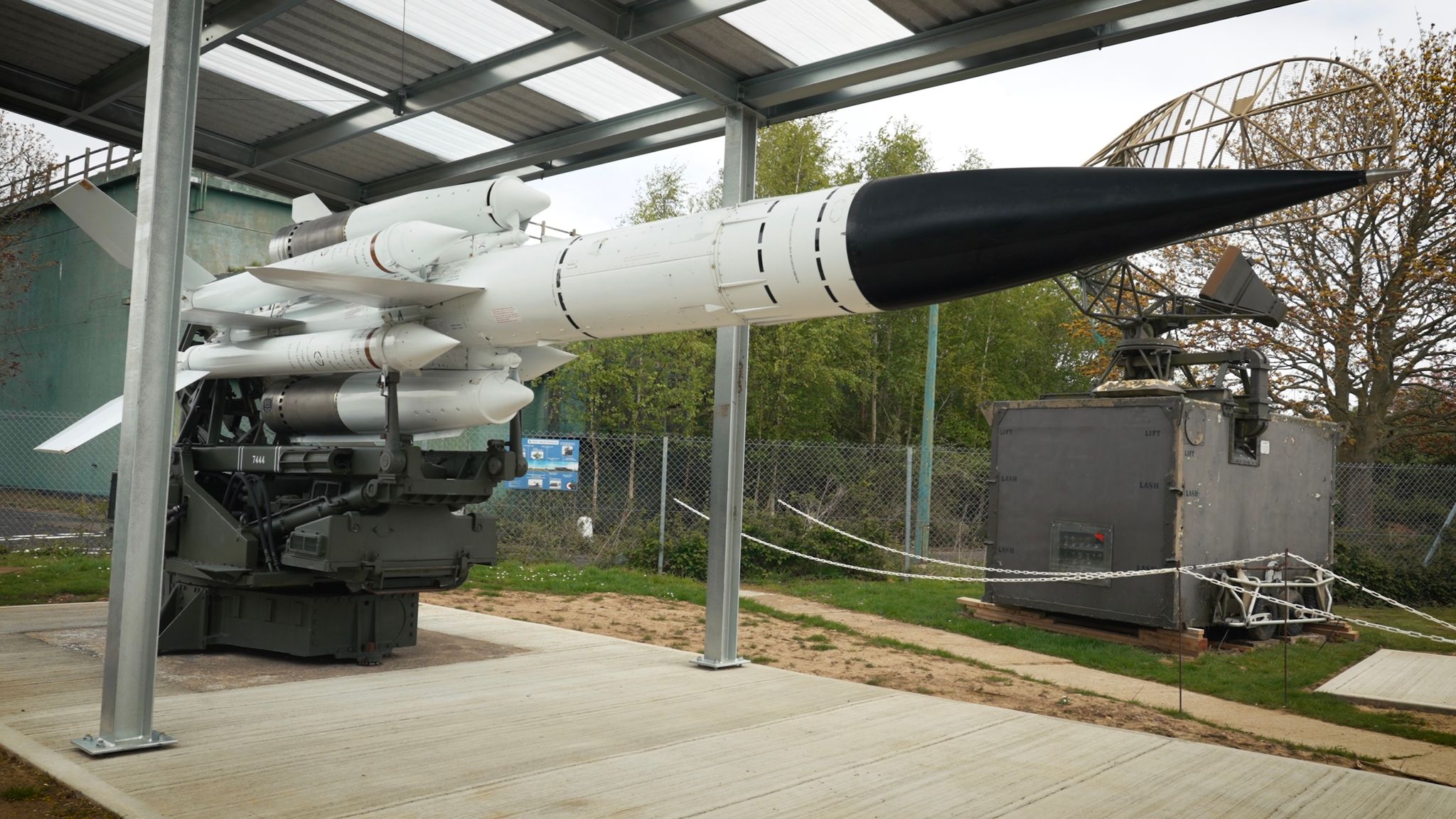 UK 'increasingly vulnerable' to threat of missile and drone attacks ...