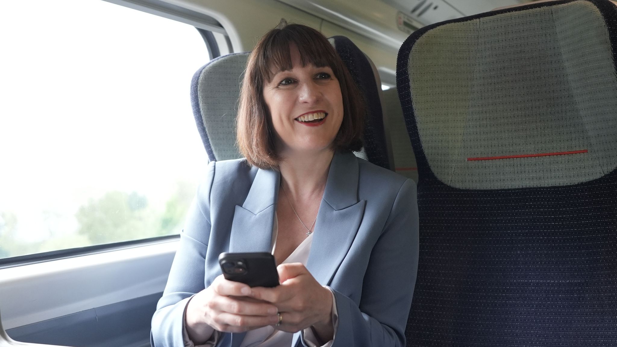 Rachel Reeves says Labour 'natural party of business' as she sets out ...