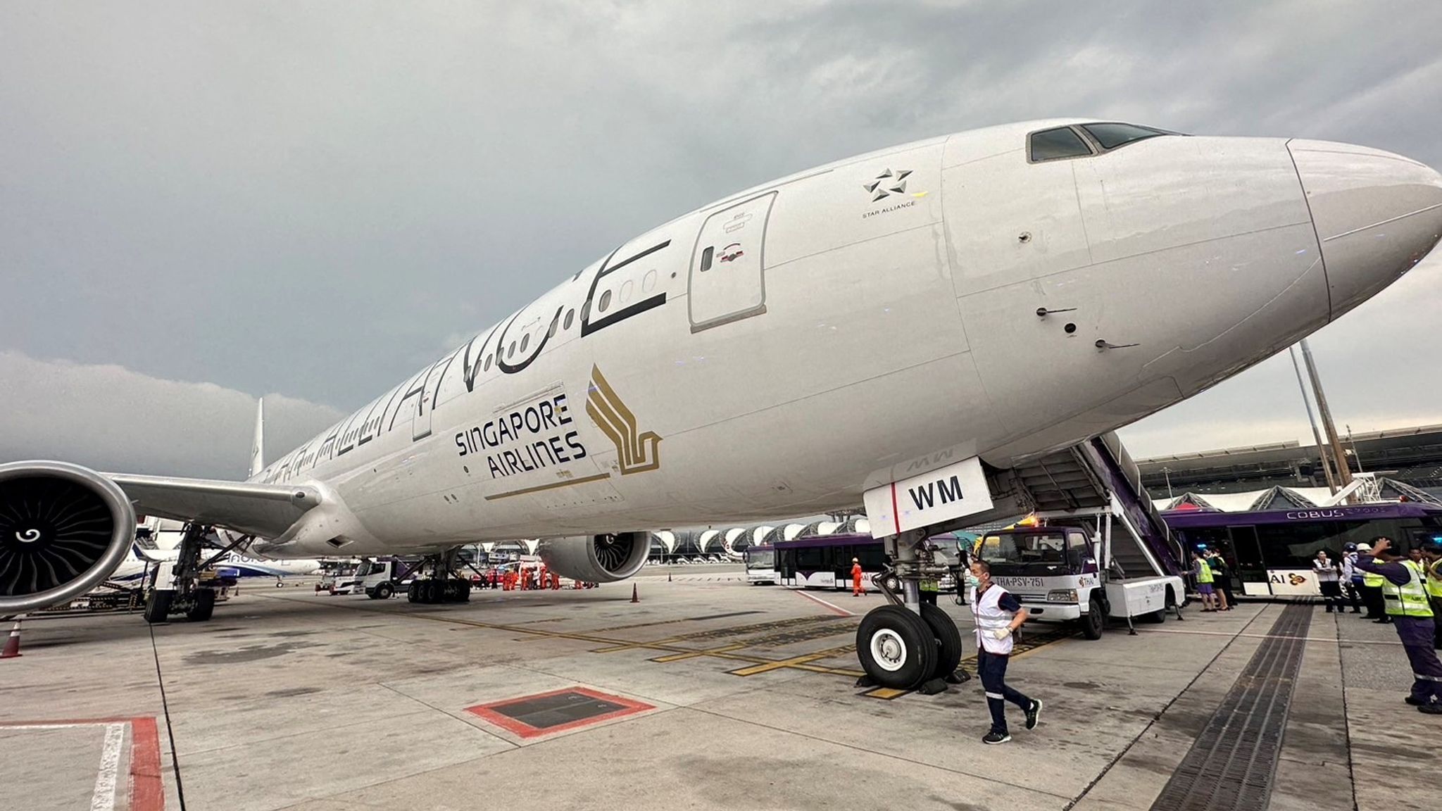 Singapore Airlines: British man dies in severe turbulence as flight ...