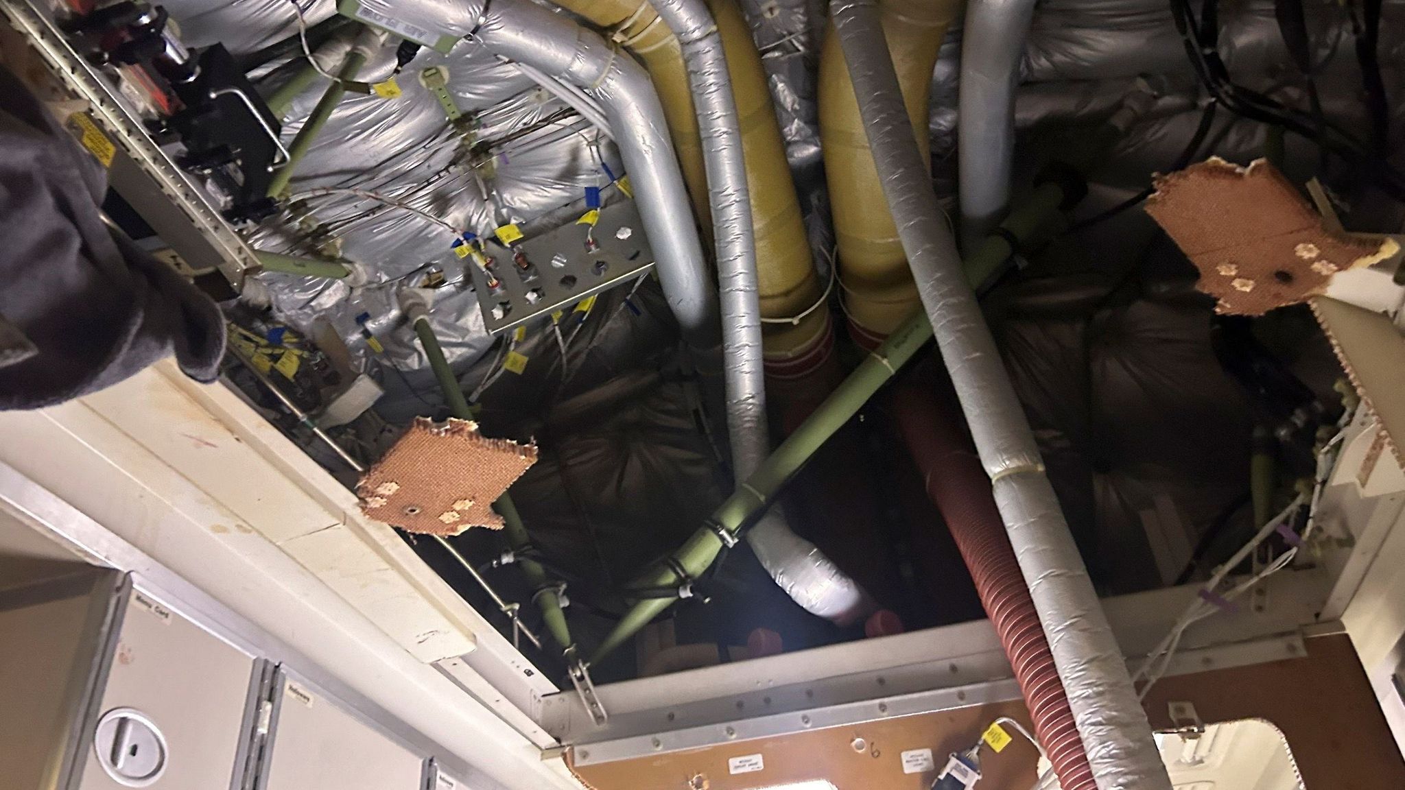 Singapore Airlines turbulence: Images show damage inside plane after ...