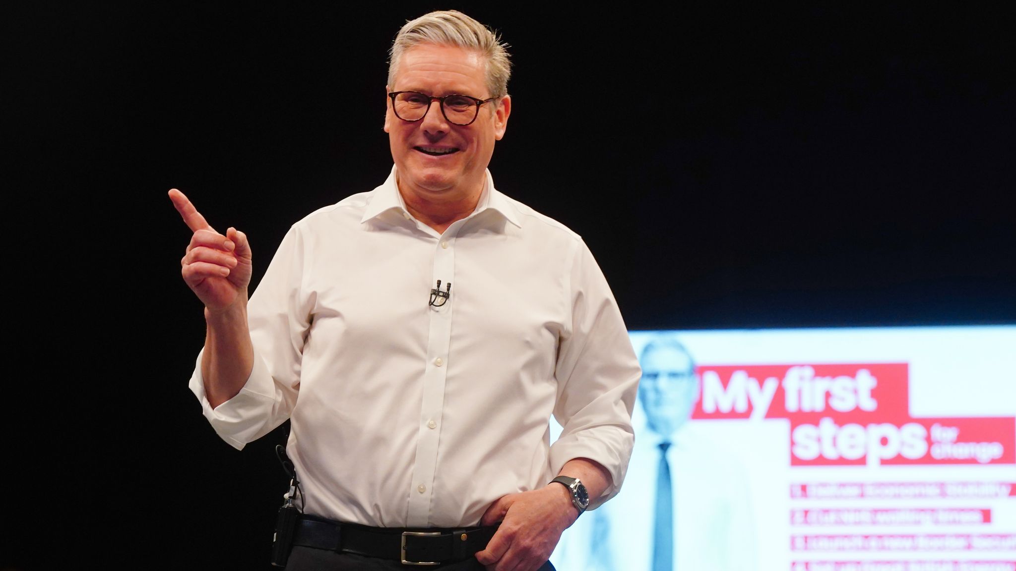 Sir Keir Starmer unveils promises to 'change Britain' - but warns it may take 10 years ...