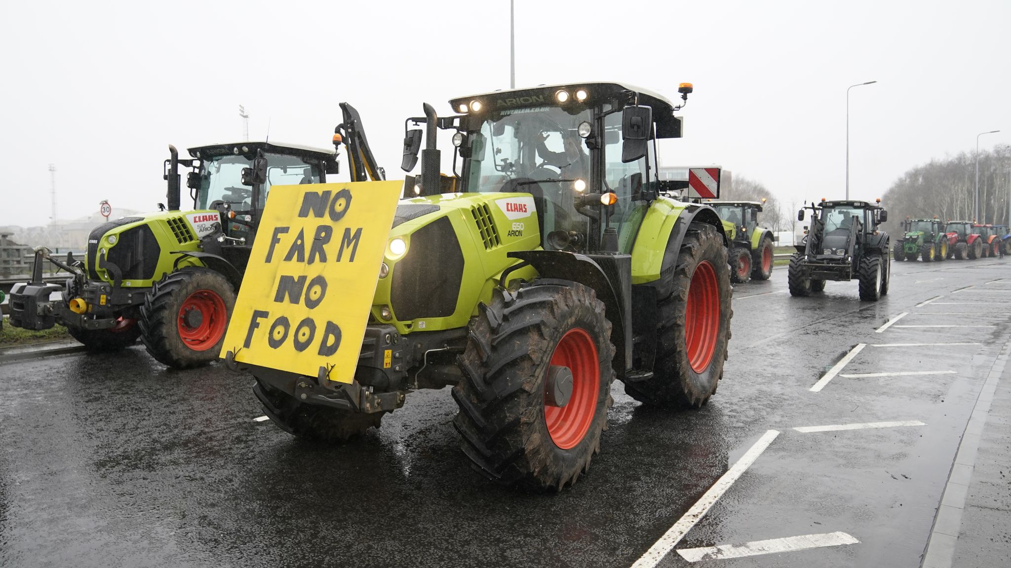 Rollout of controversial new subsidy scheme for farmers in Wales ...