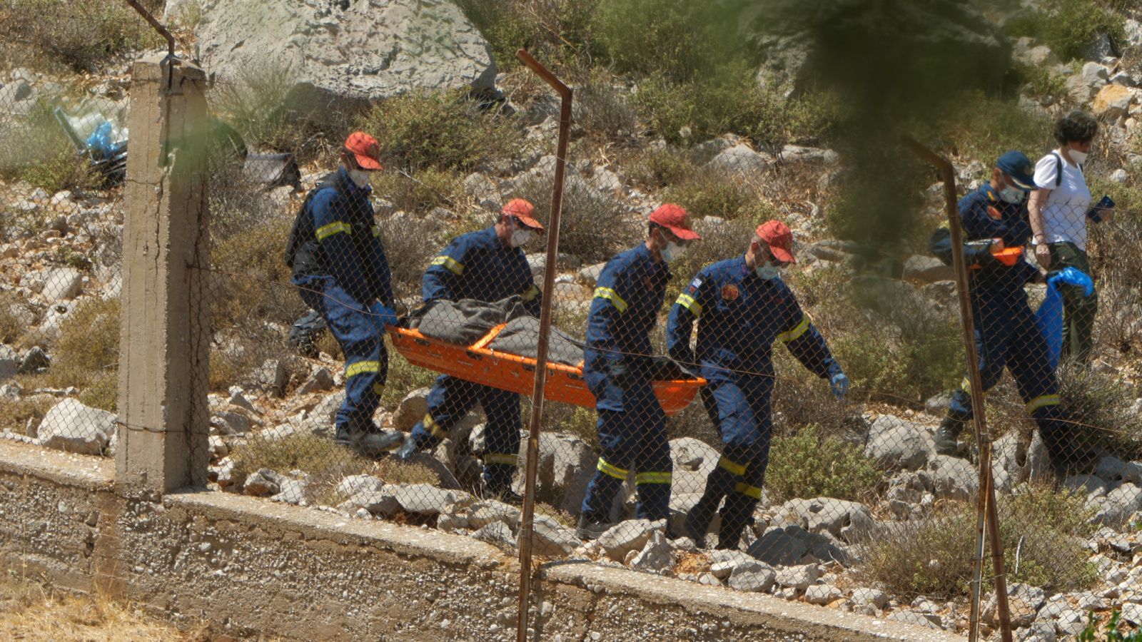 Michael Mosley: TV doctor's body was found just metres from safety ...