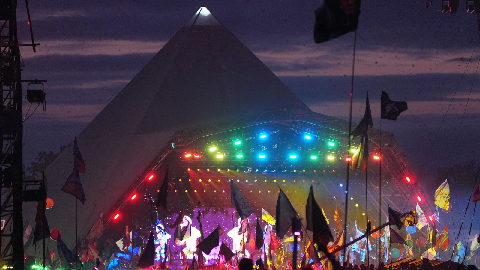 Glastonbury: Coldplay joined by Michael J Fox on stage for history ... Glastonbury: Coldplay joined by Michael J Fox on stage for history ...