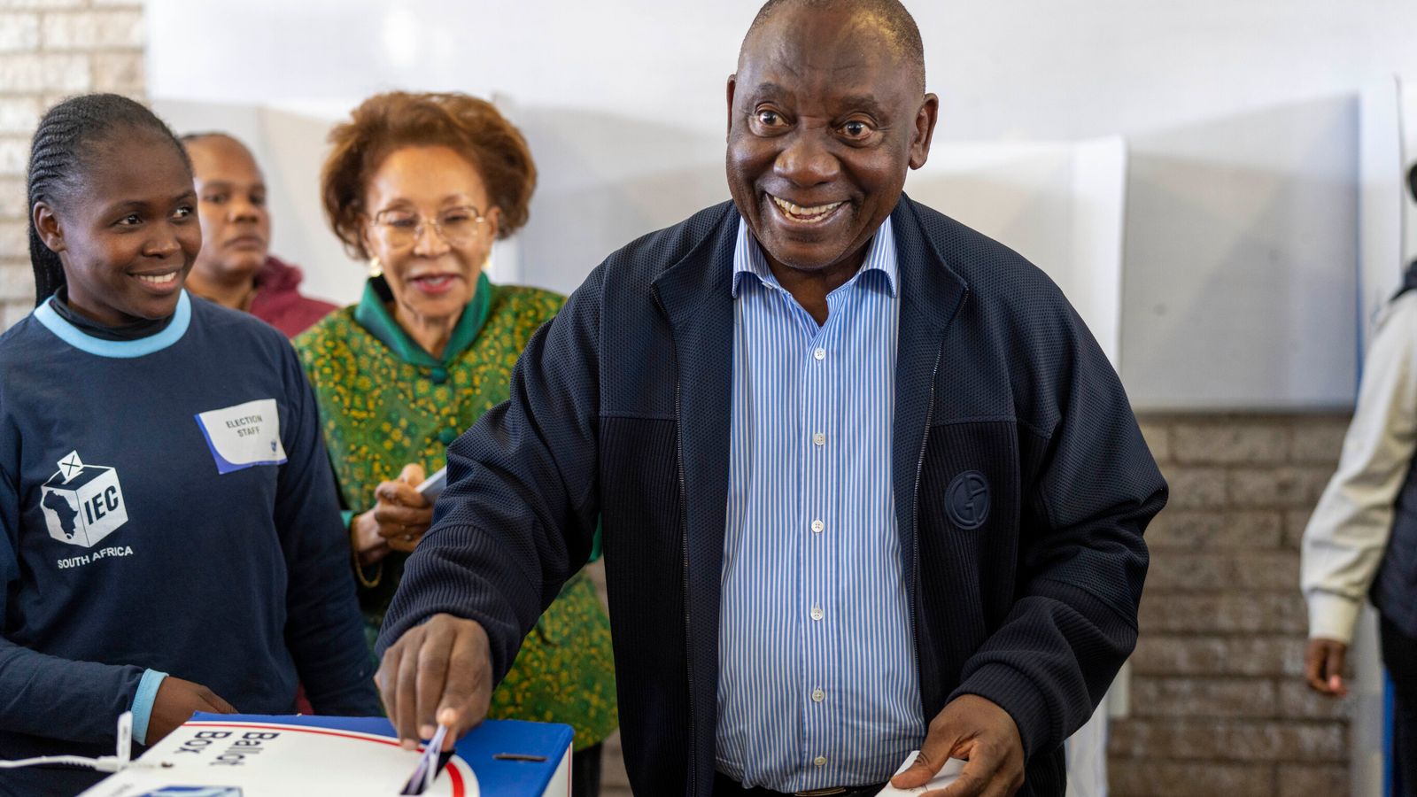 South Africa election: ANC set for 'complicated' coalition talks after losing parliamentary ...