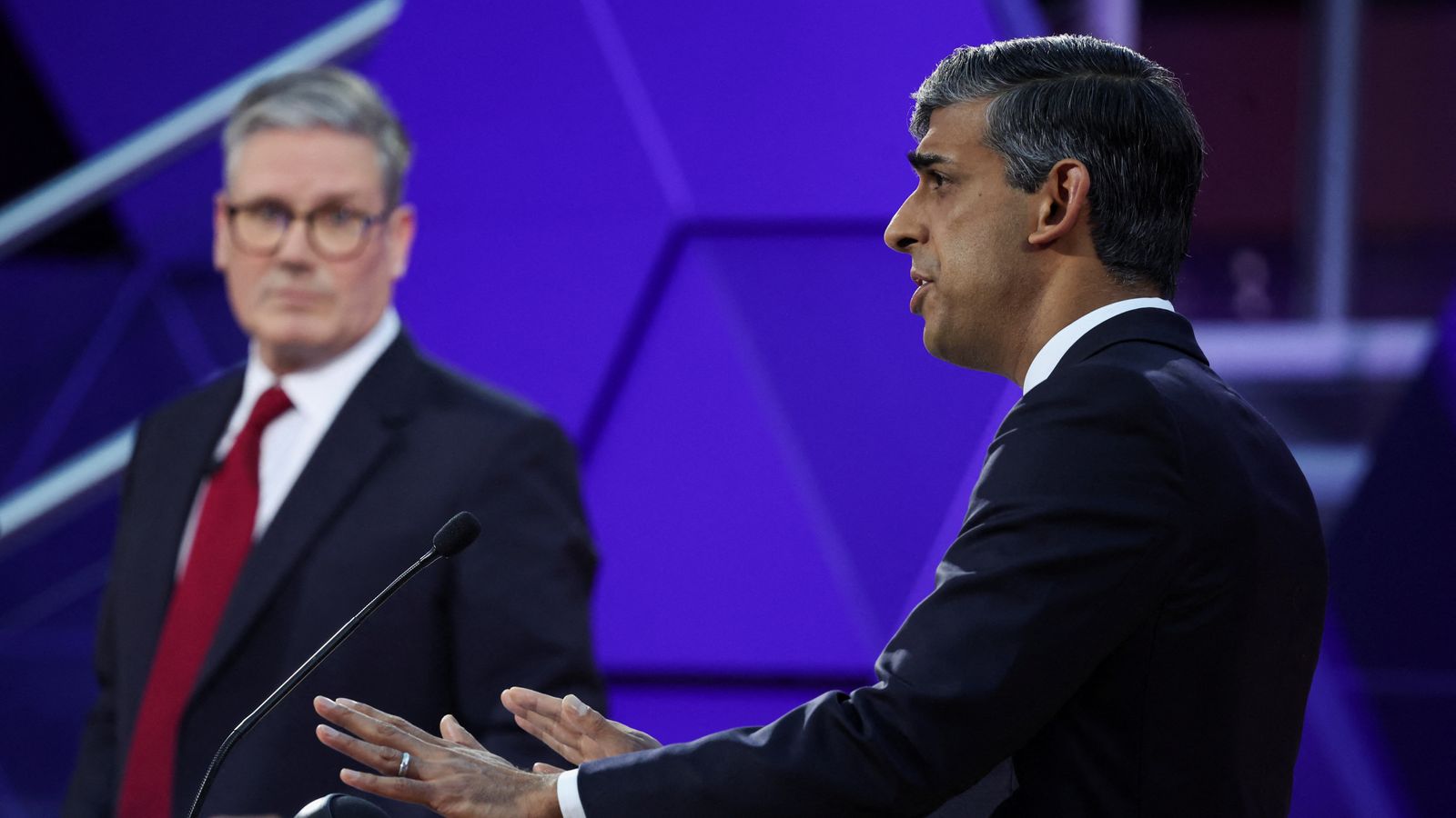 Rishi Sunak and Keir Starmer go head to head in final electoral debate | News UK Video News ...