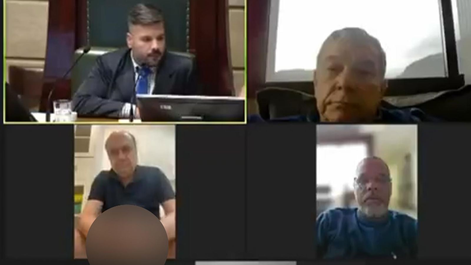 Brazil: Former mayor of Rio, Cesar Maia, mistakenly joins council video ...
