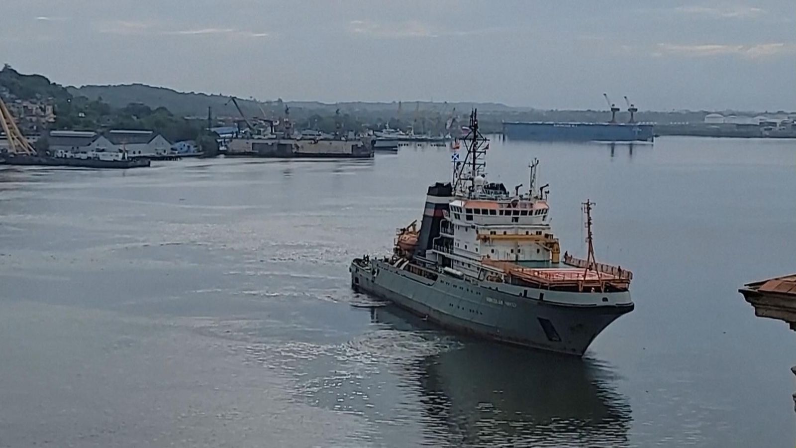 Russian warships arrive Cuba for military exercises | World News | Sky News