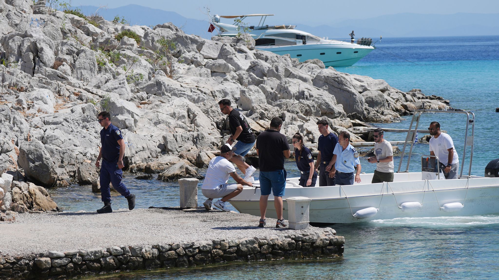 Dr Michael Mosley's widow says family are 'trying to put over lives ...