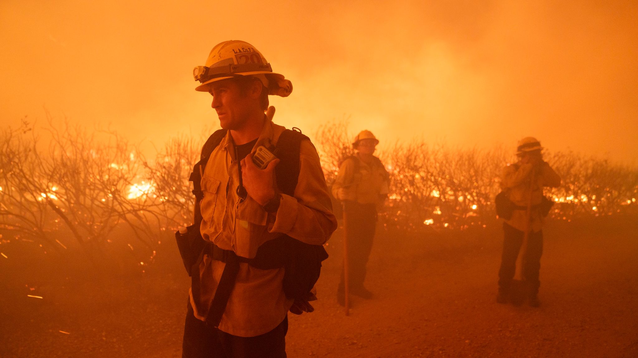 California wildfire in Los Angeles county forces evacuation of 1,200 ...