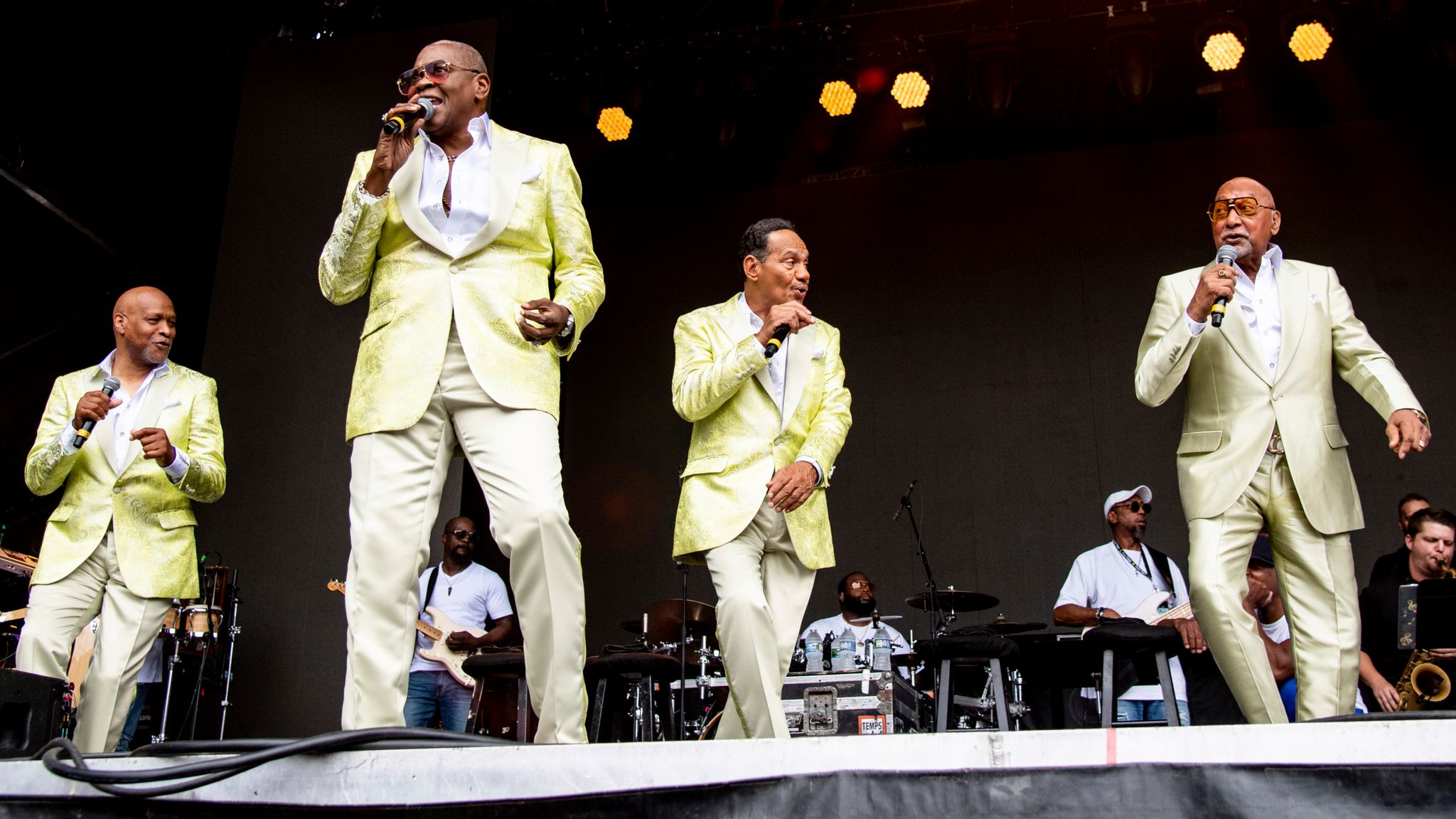 Four Tops star says hospital put him in straitjacket and ordered ...