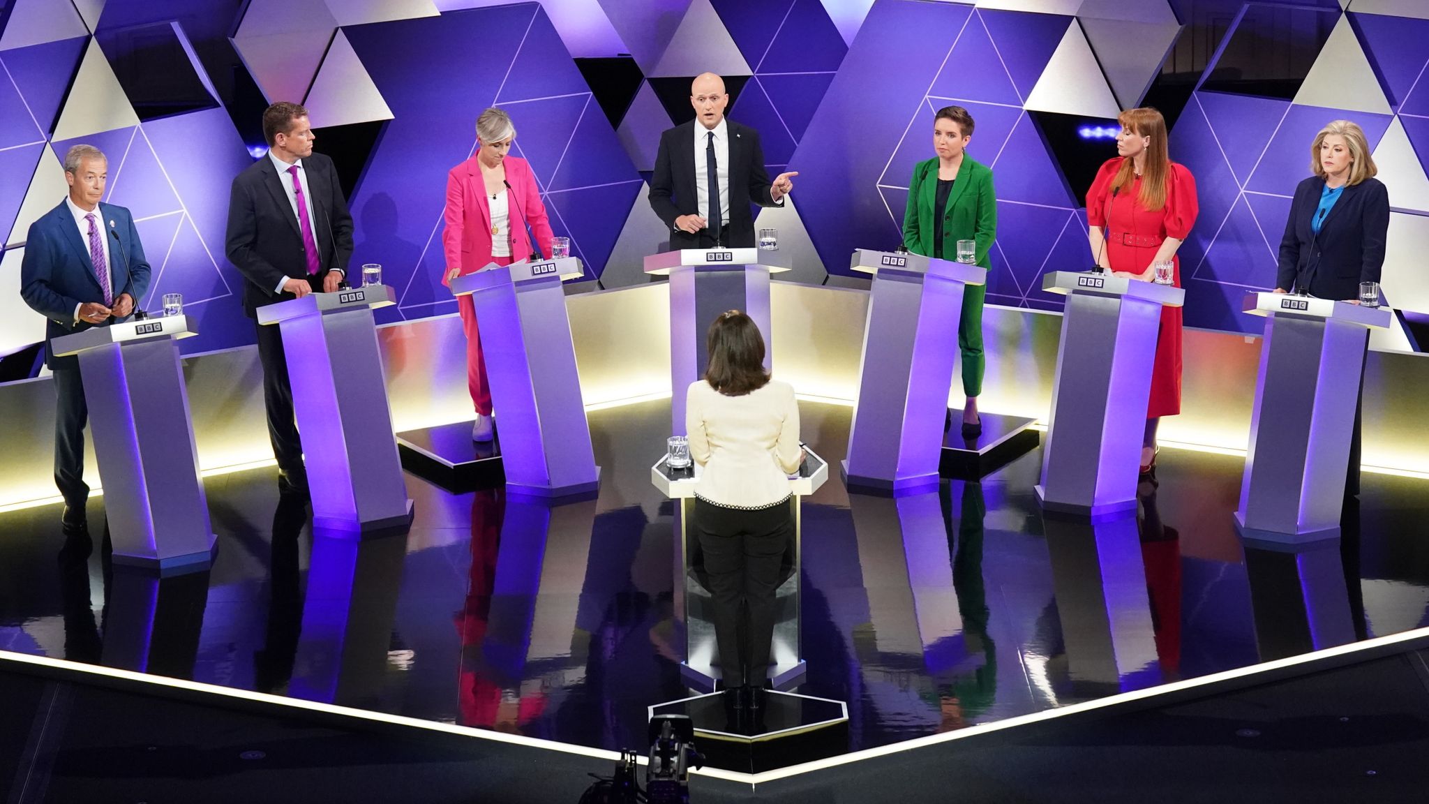 Sunak should see Mordaunt as a threat after her scathing opening debate remarks despite ...