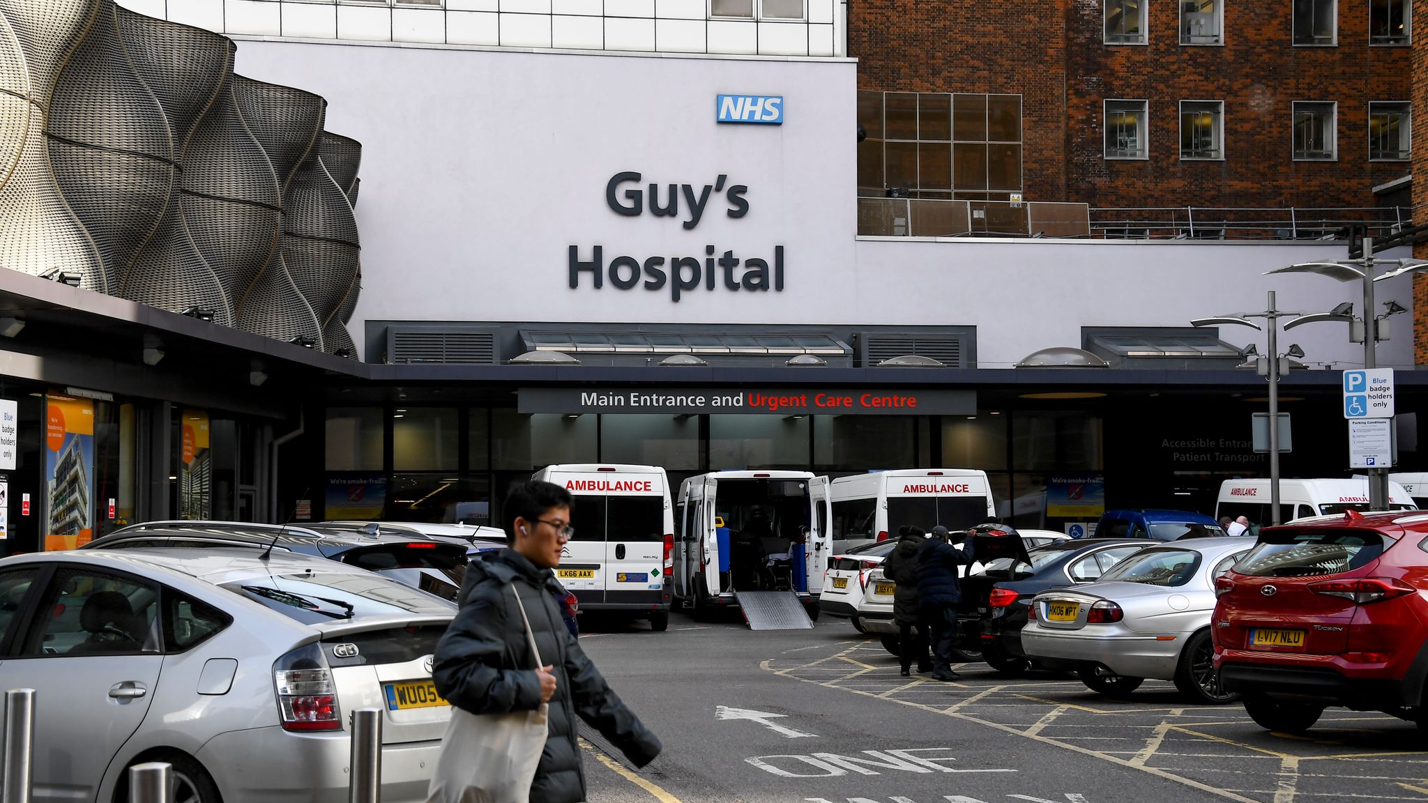 Procedures cancelled after cyber attack affects major London hospitals | UK News | Sky News