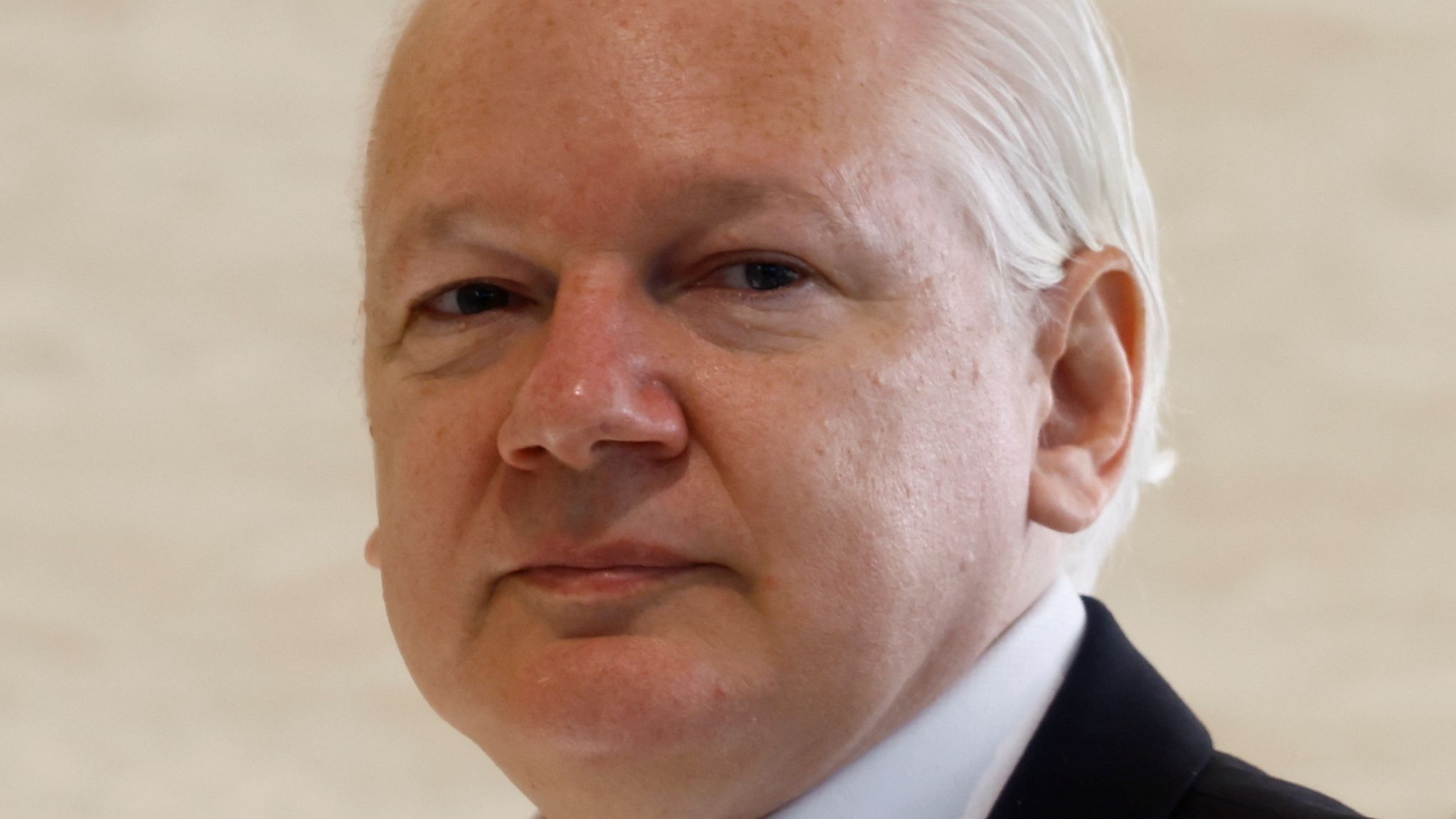 Julian Assange formally admits spying charge as part of a plea deal ...