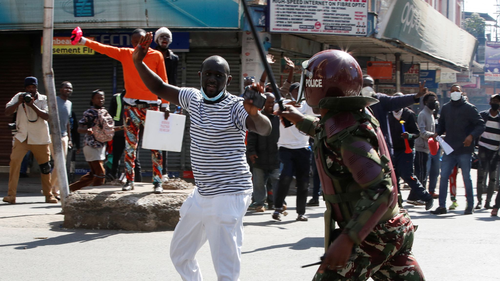 Kenya protesters shot dead and fires started in parliament after ...
