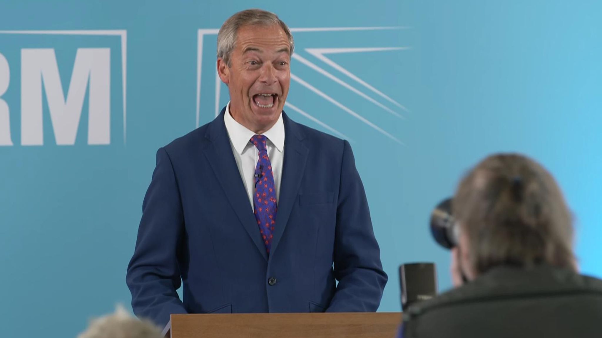 Farage sidestepping question about Tory switch shows he's a key figure ...