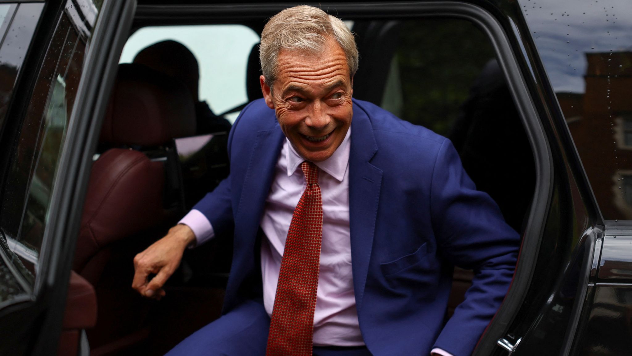 Farage sidestepping question about Tory switch shows he's a key figure ...