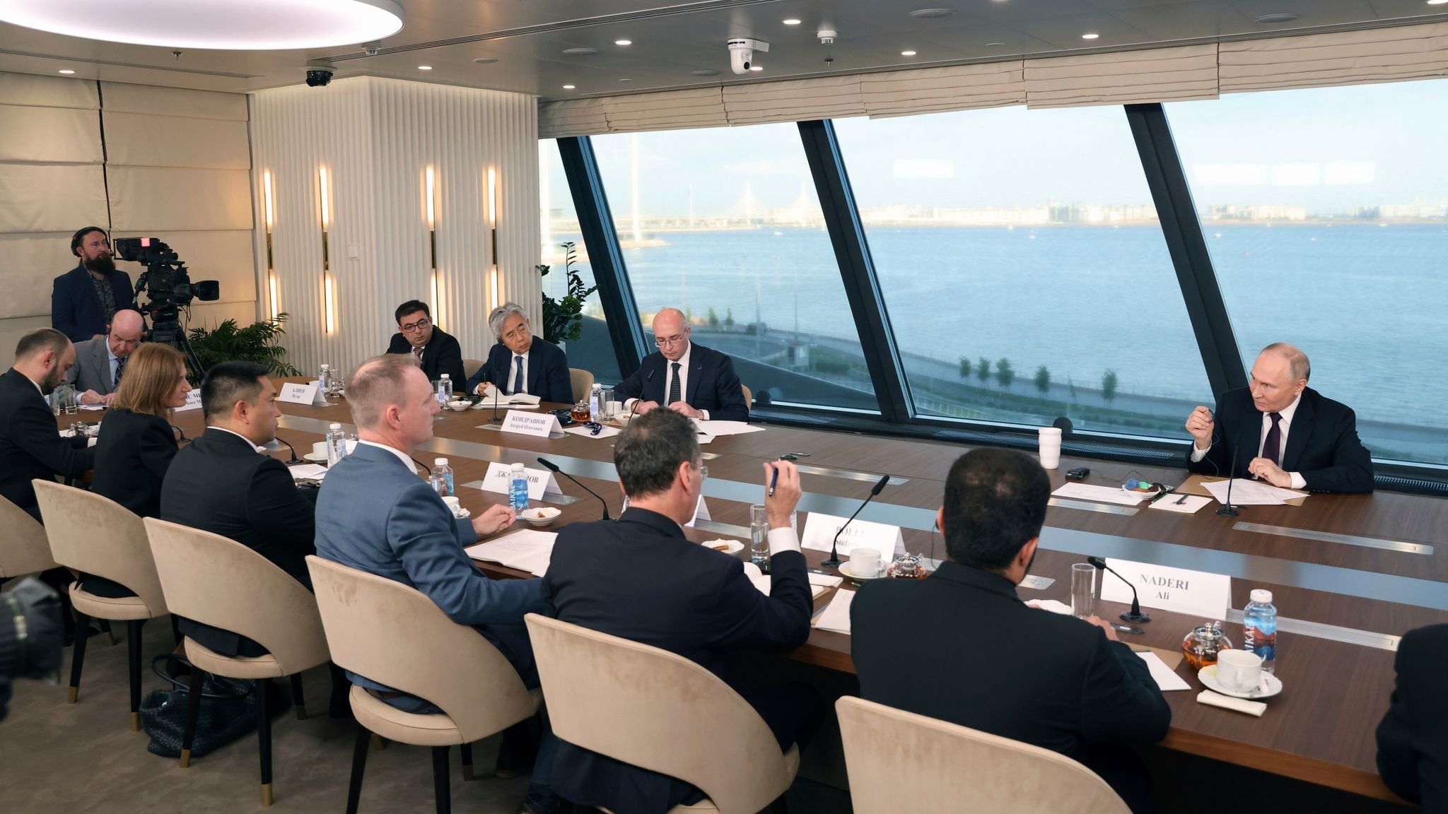 Vladimir Putin warns Russia could provide long-range weapons to attack ...