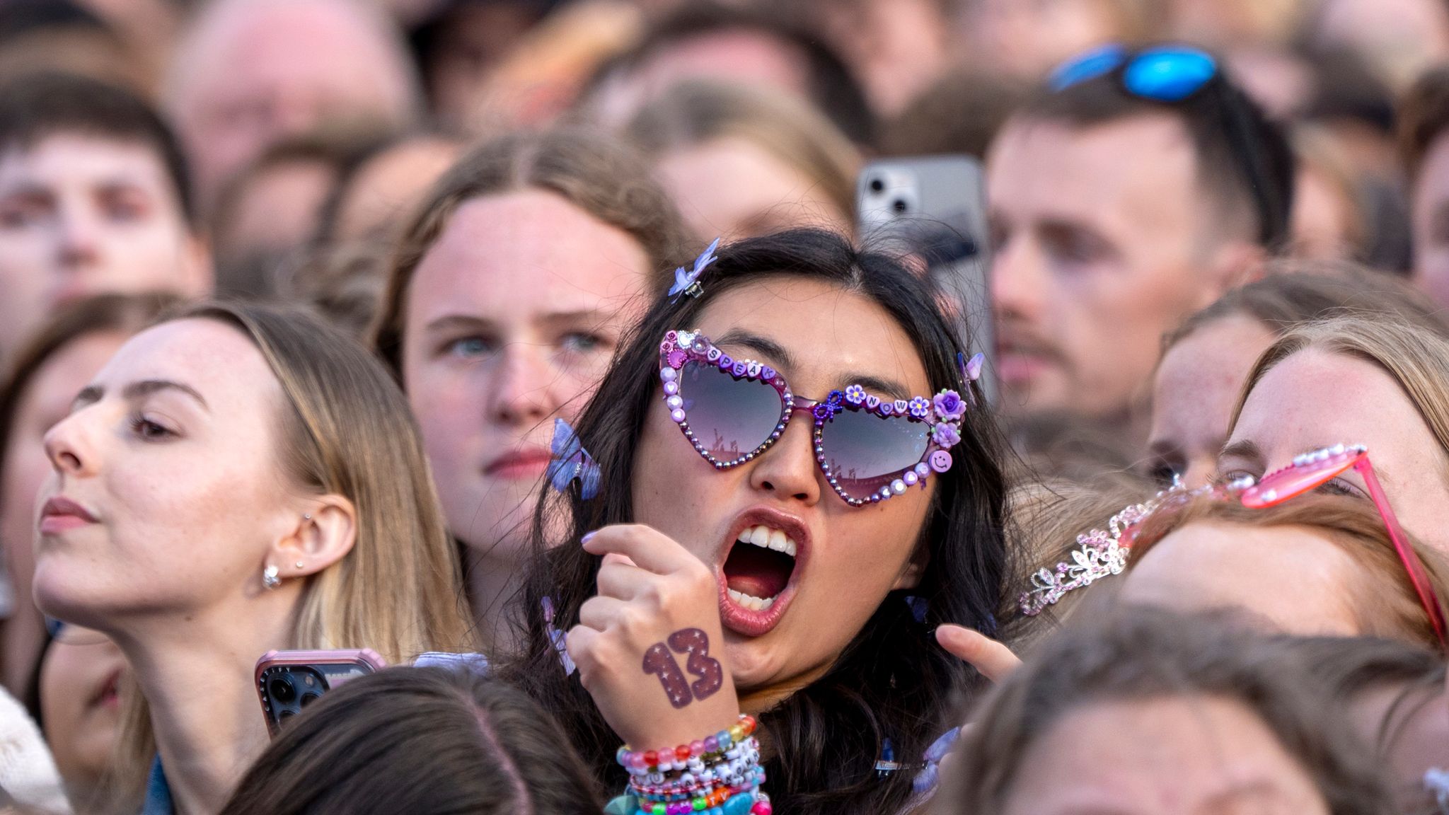 Taylor Swift in pictures: US megastar kicks off 15-stop UK leg of Eras ...