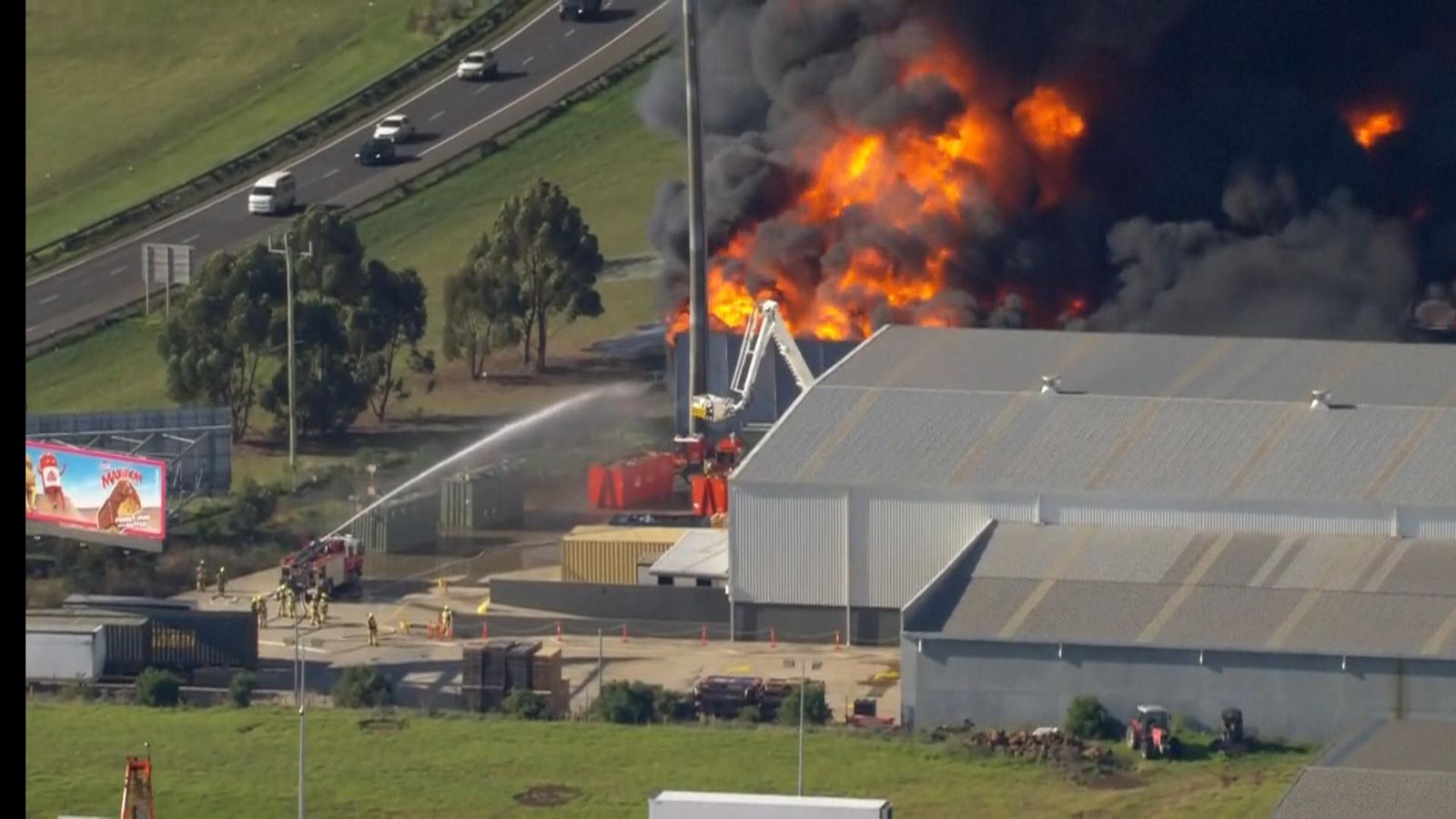Melbourne: Chemical explosion at factory causes large fire in Australia ...