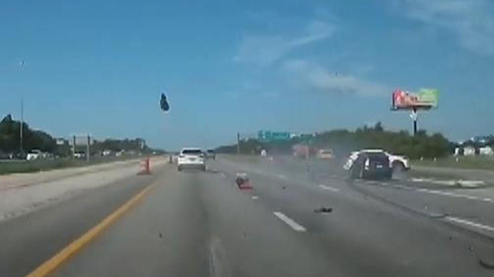 Florida: Car flipped and woman injured during crash as suspects flee ...