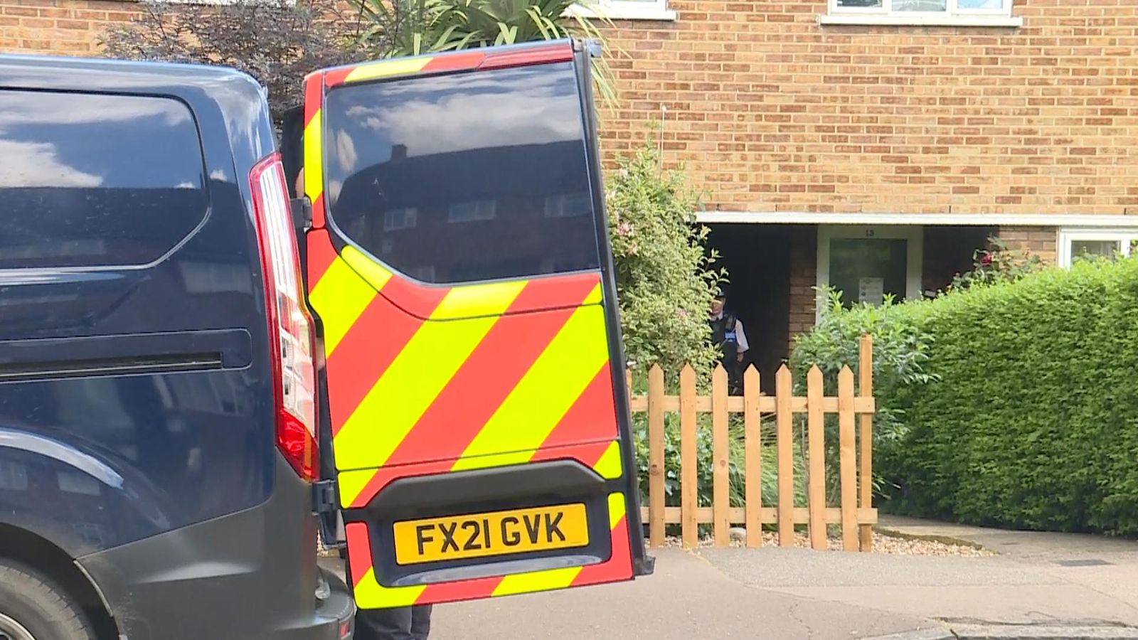 Kyle Clifford: Triple murder suspect in 'serious condition' as police ...