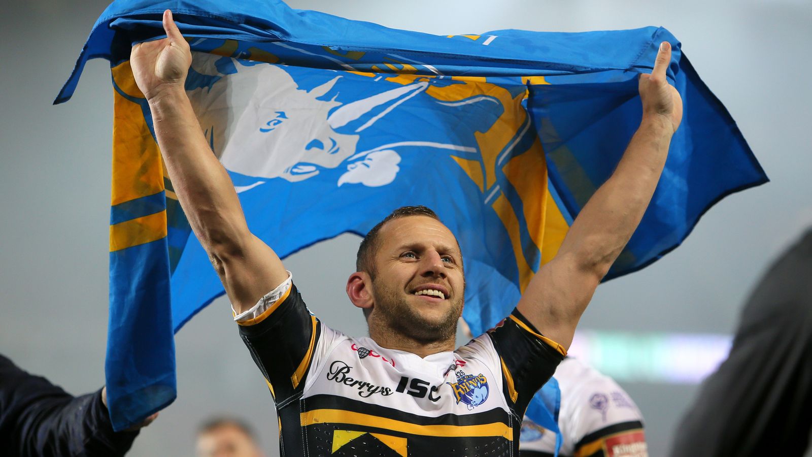 Rob Burrow funeral takes place as Thousands of fans line route with ...