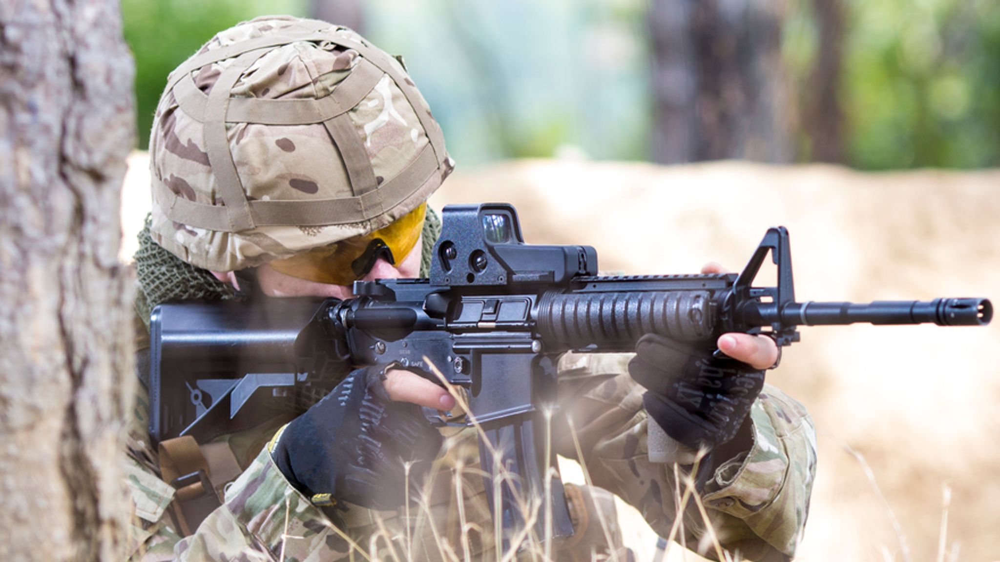 Starmer is warned British Army too small to deploy troops for Ukraine ...