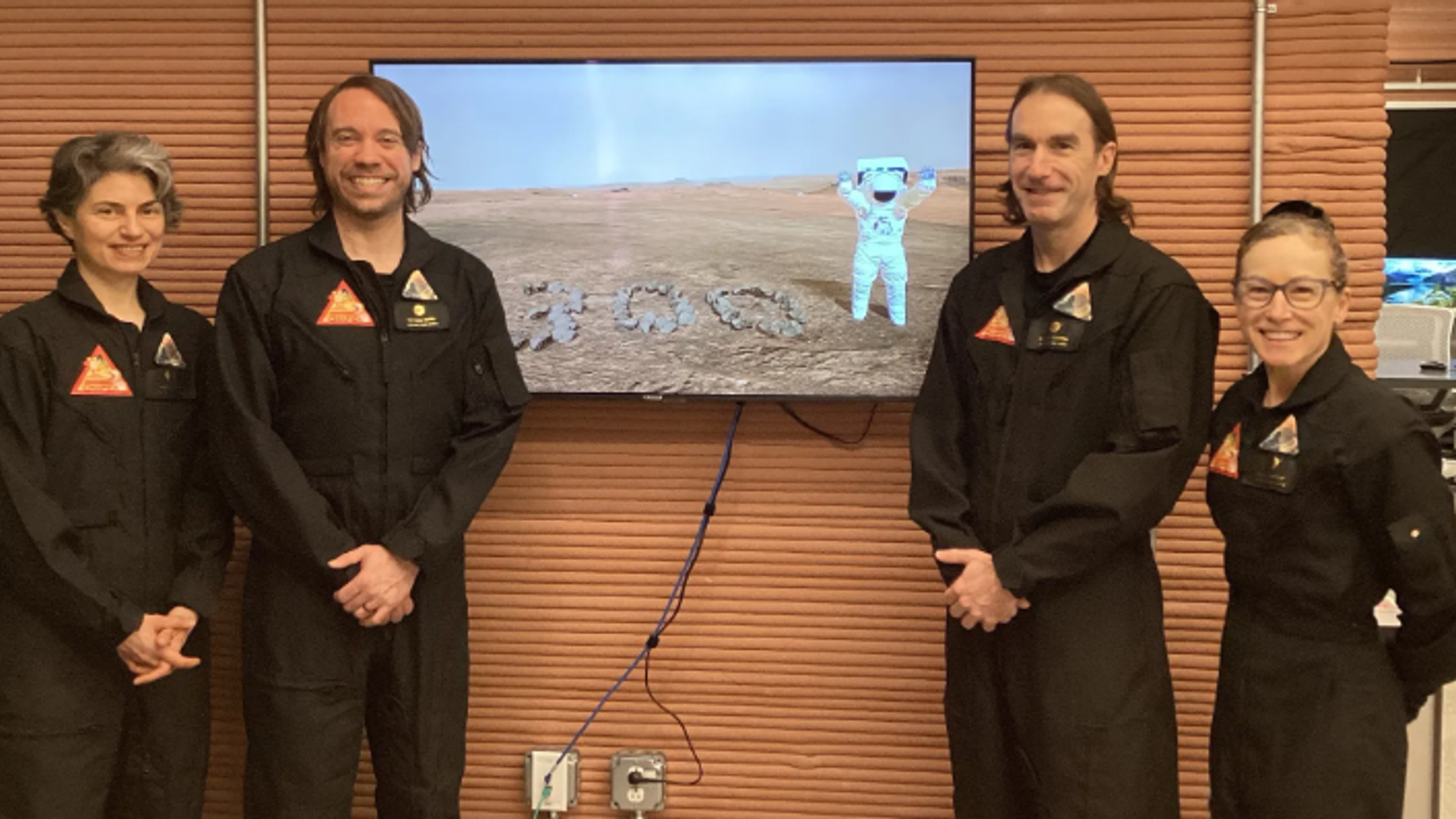NASA volunteers complete year-long mission in 3D-printed Mars bunker in ...
