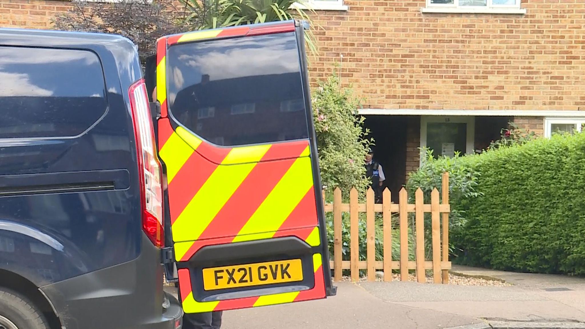 Kyle Clifford: Triple murder suspect in 'serious condition' as police ...