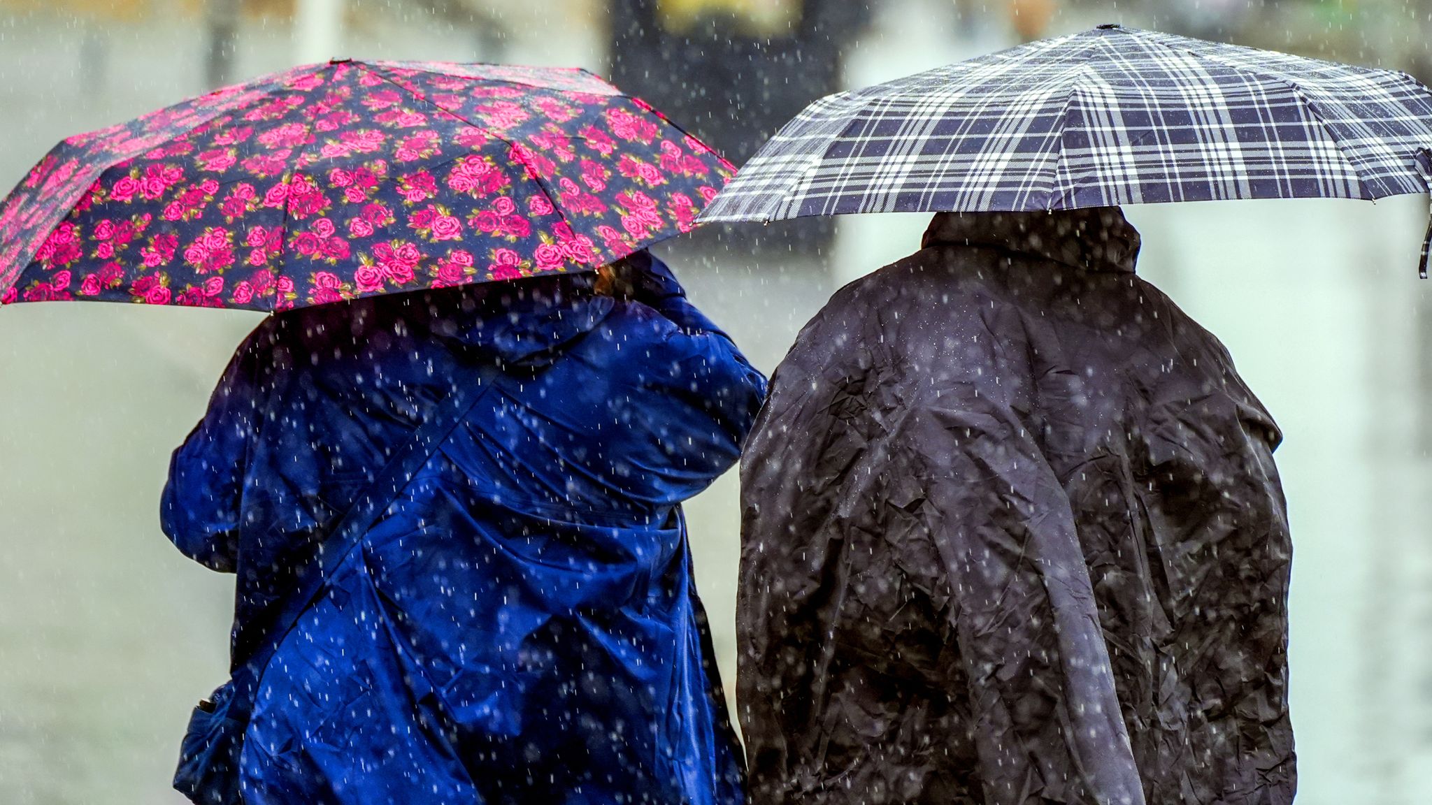 Storm Lilian set to bring heavy rain and 75mph winds to parts of UK ...