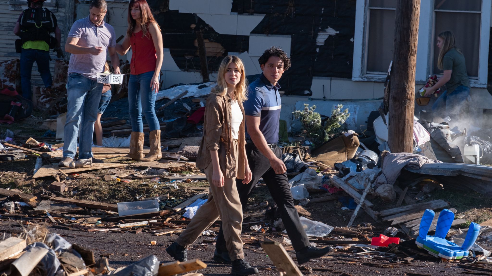 Twisters cast hit by real-life storms while filming thriller | Ents ...