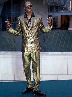 Snoop Dogg at the Paris Olympics: The rapper's best outfits and viral ...