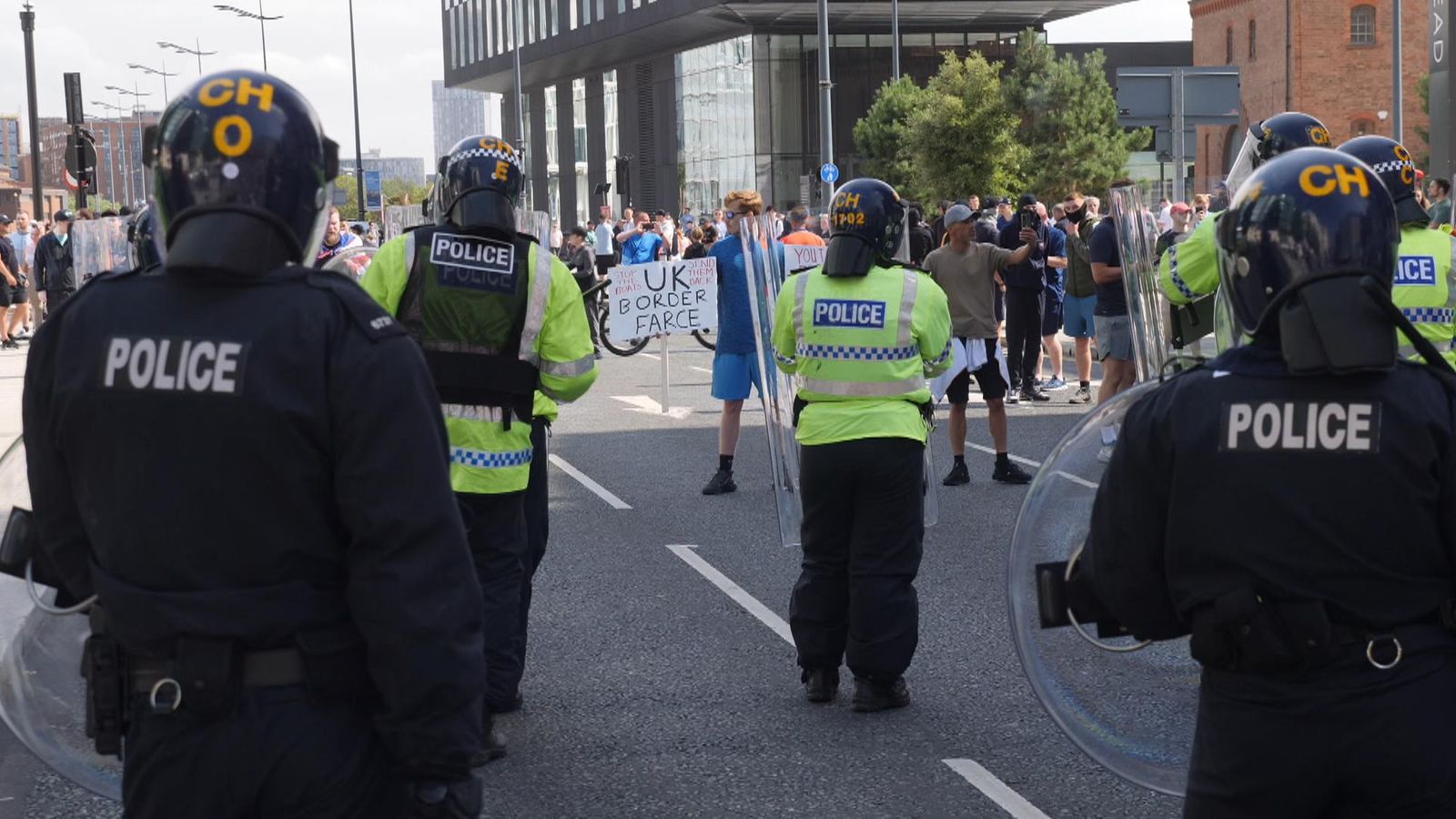 Officers injured during 'serious disorder' in Liverpool city centre ...