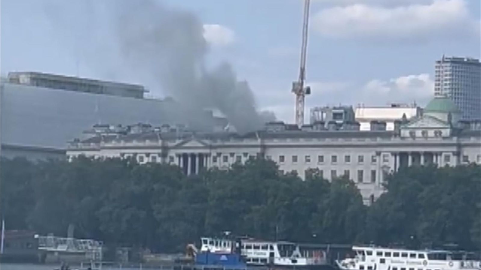 Fire breaks out at London's Somerset House | UK News | Sky News