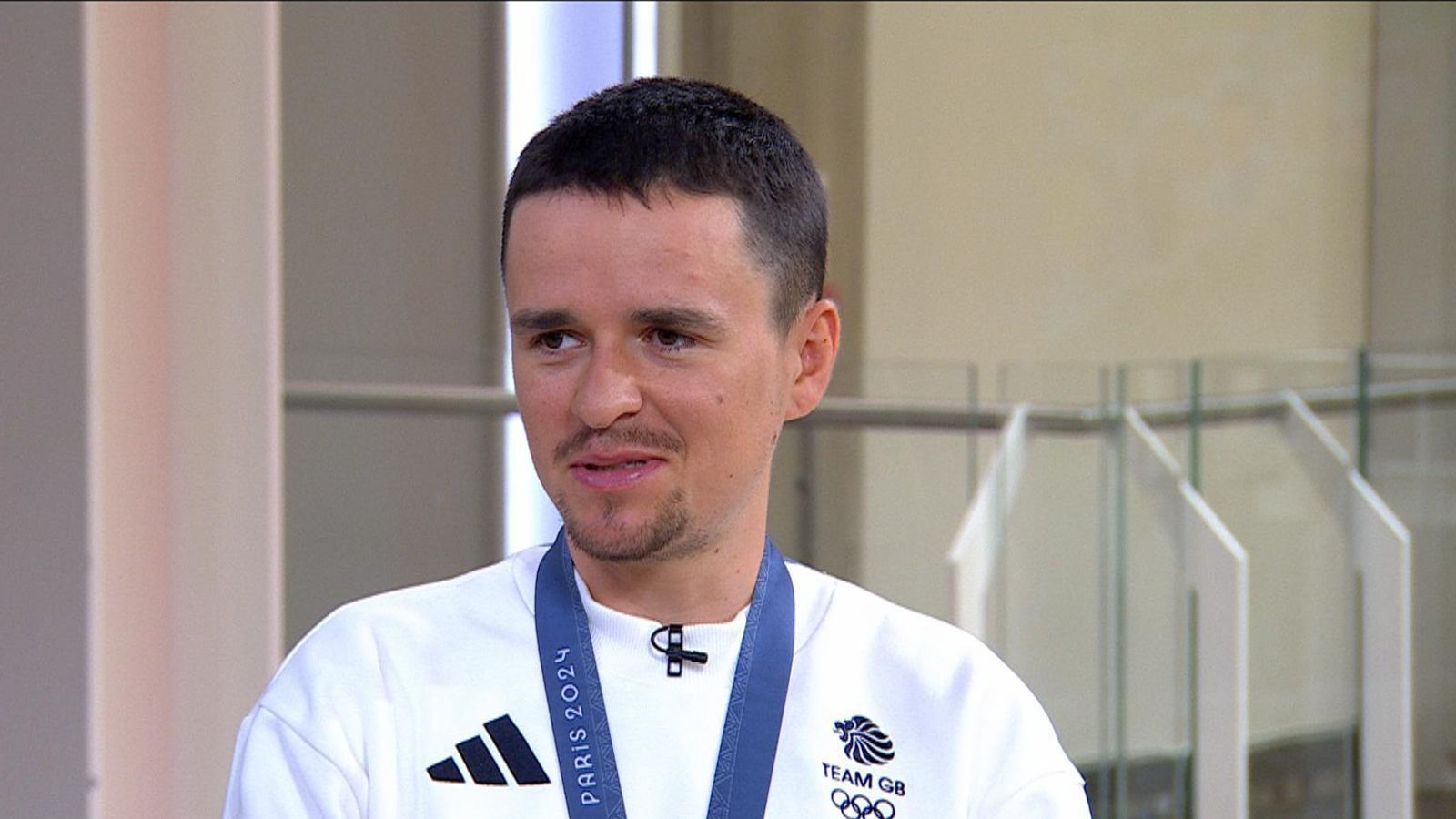 Tom Pidcock describes moment he won Olympic gold medal as French fans ...