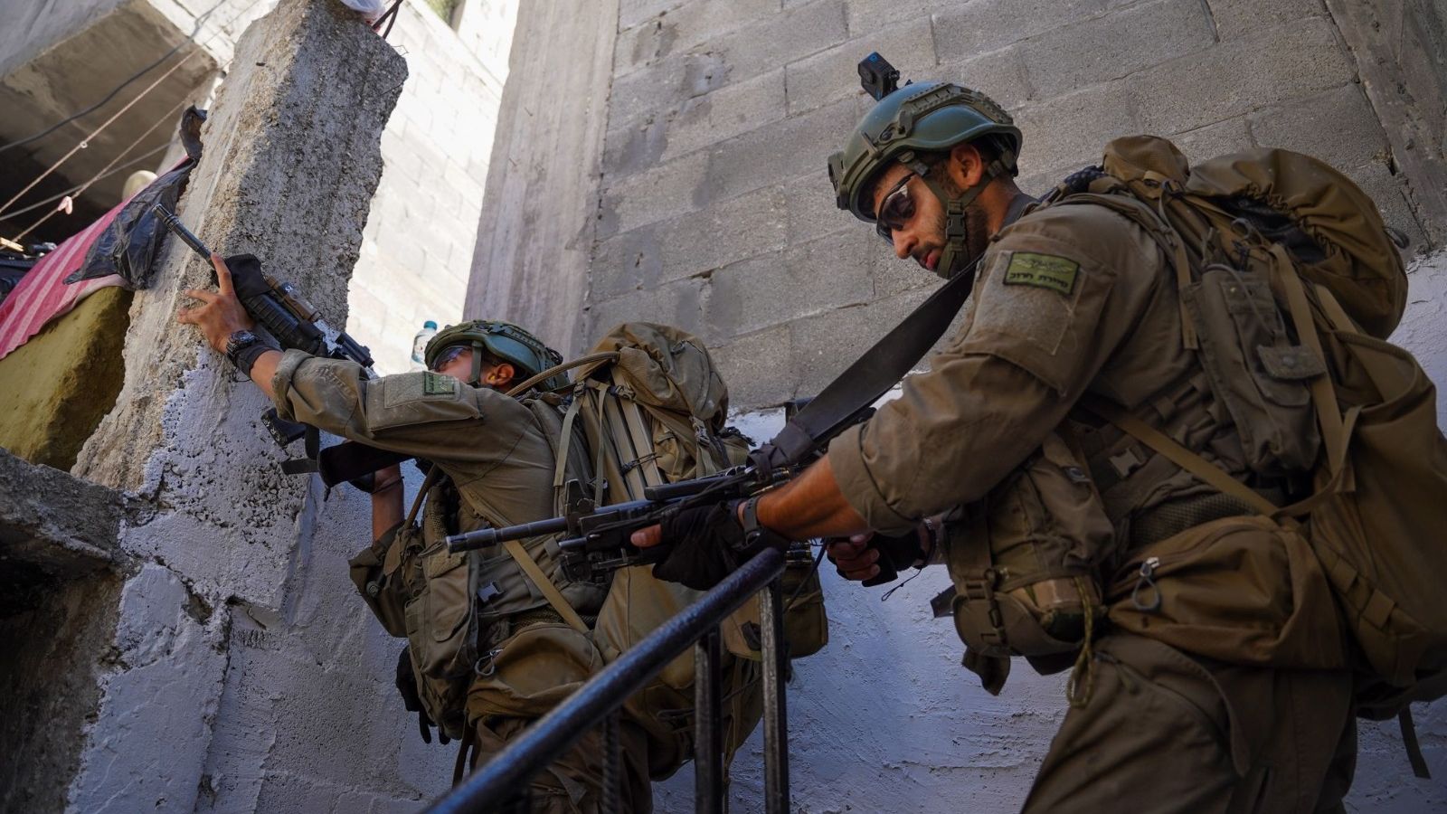 Israeli strikes in the West Bank kill at least 10, Palestinian ...