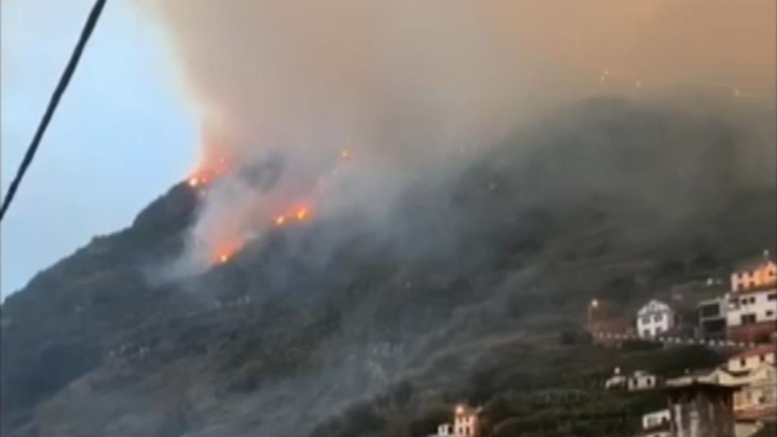 Wildfire in Madeira prompts evacuations and disrupts flights | World ...