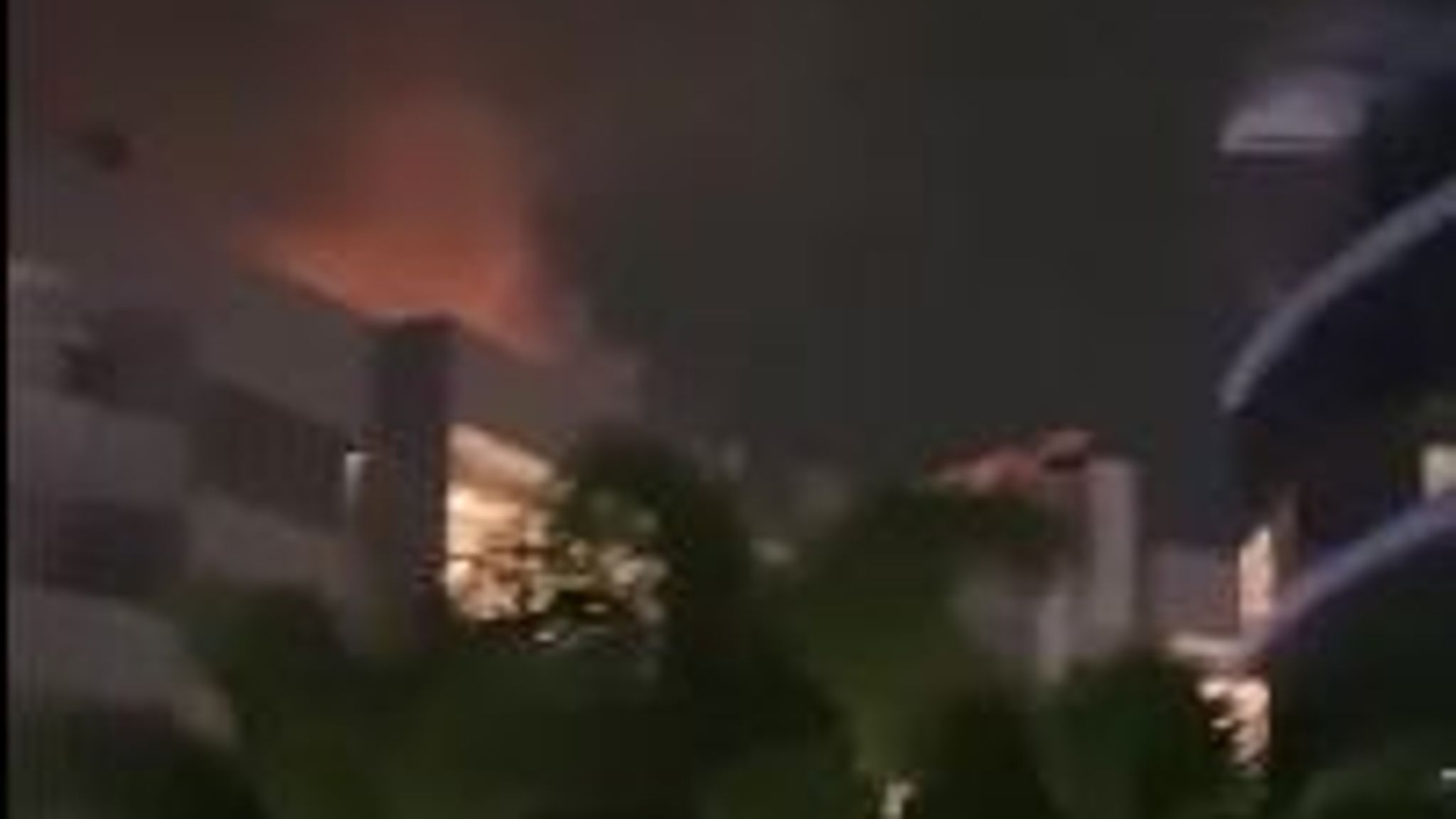 Pilot dies after helicopter crashes into roof of hotel in Australia ...