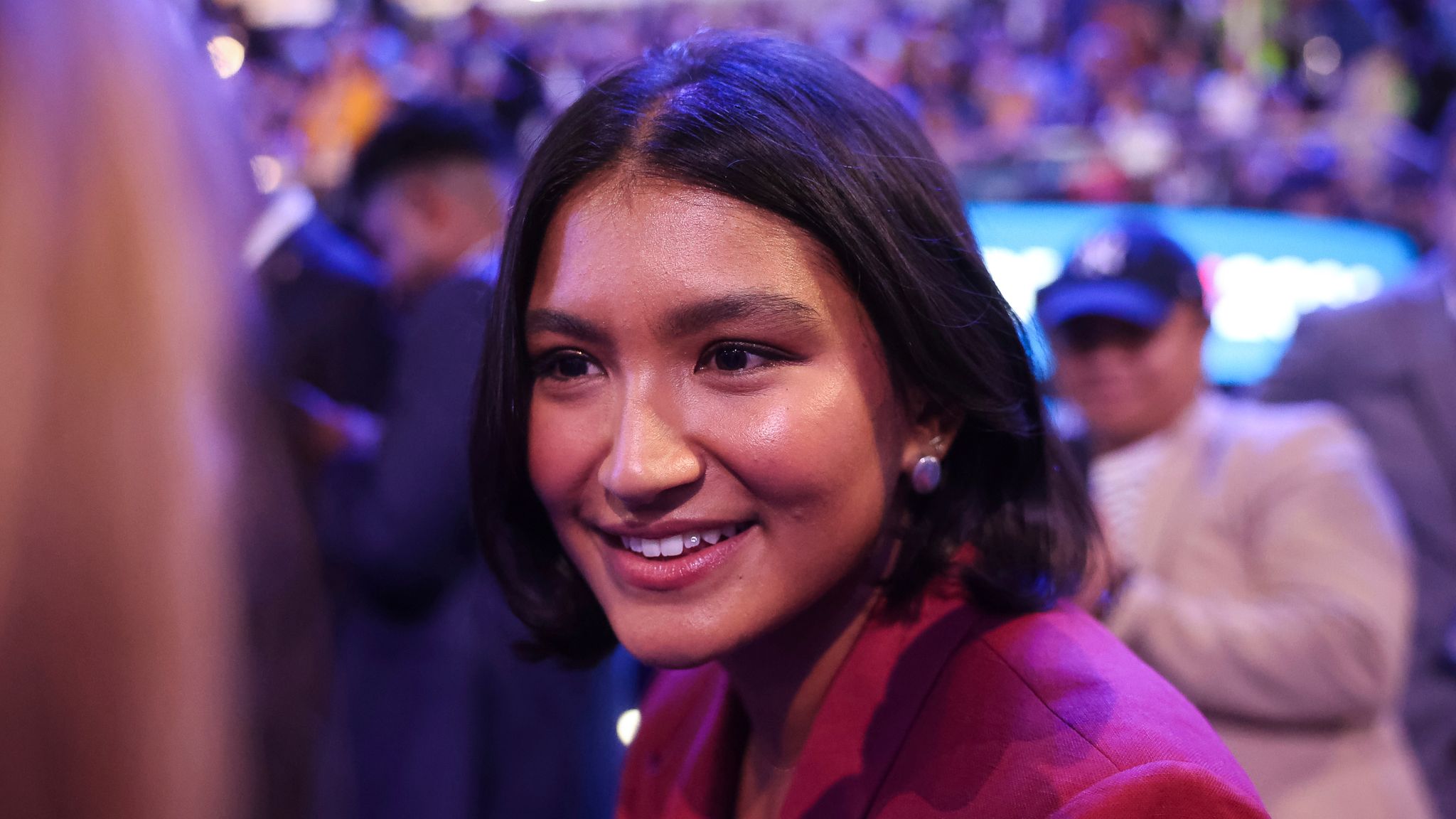 Blue carpet rolled out for online influencers - could they swing the ...