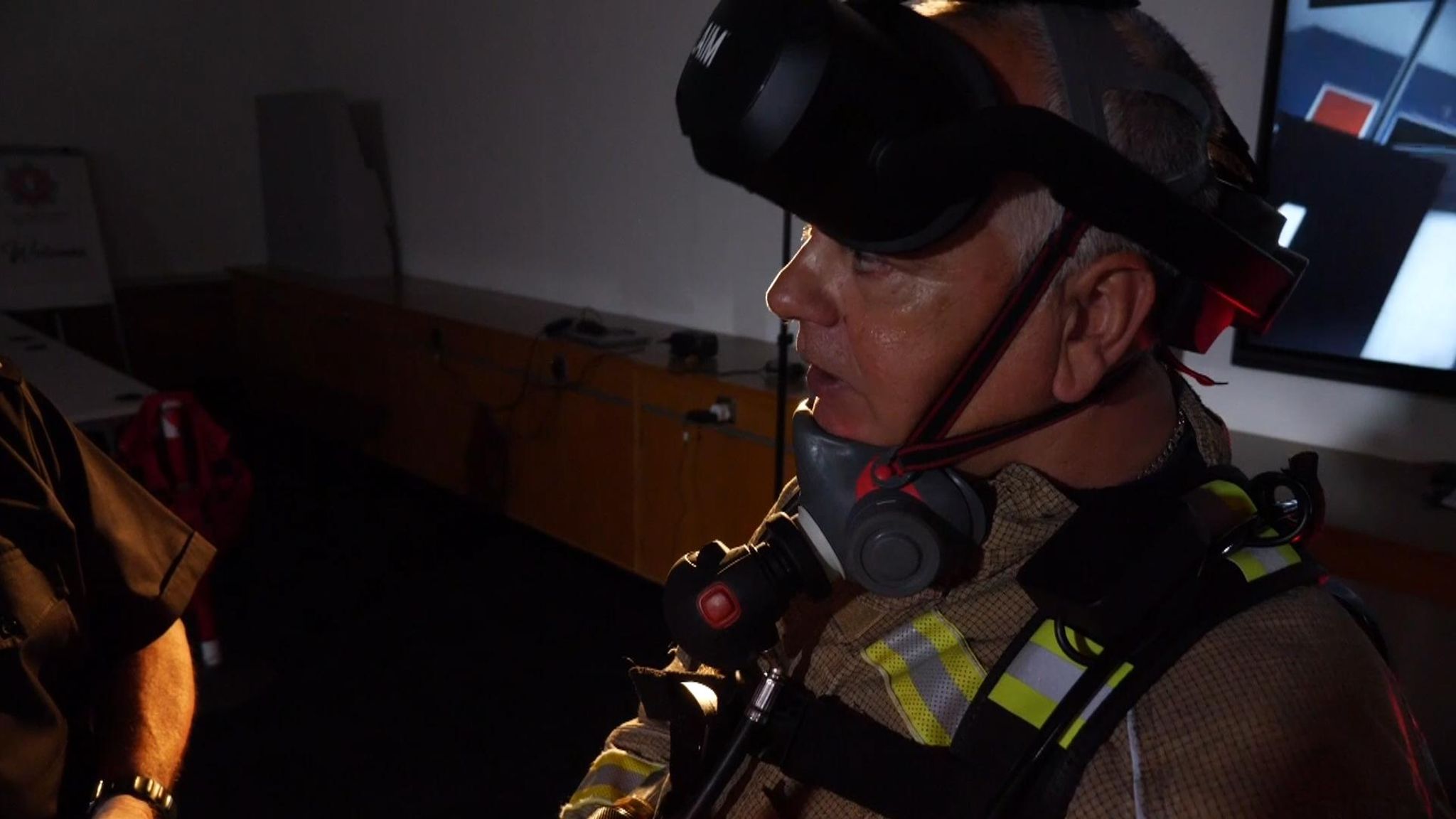 Haptic hoses and hot suits: How VR is helping firefighters prepare for ...