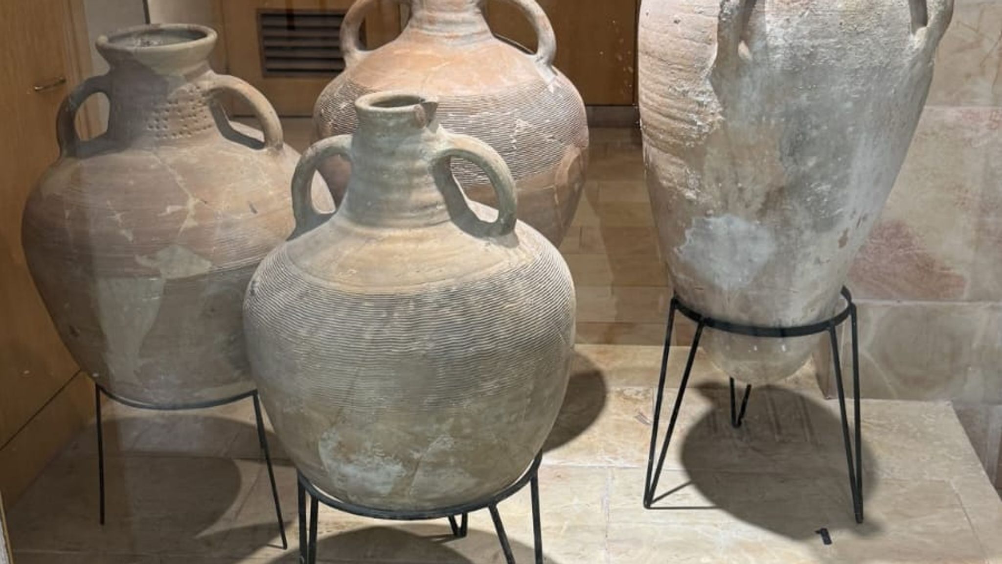 Four-year-old boy who smashed rare Bronze Age jar returns to museum in ...