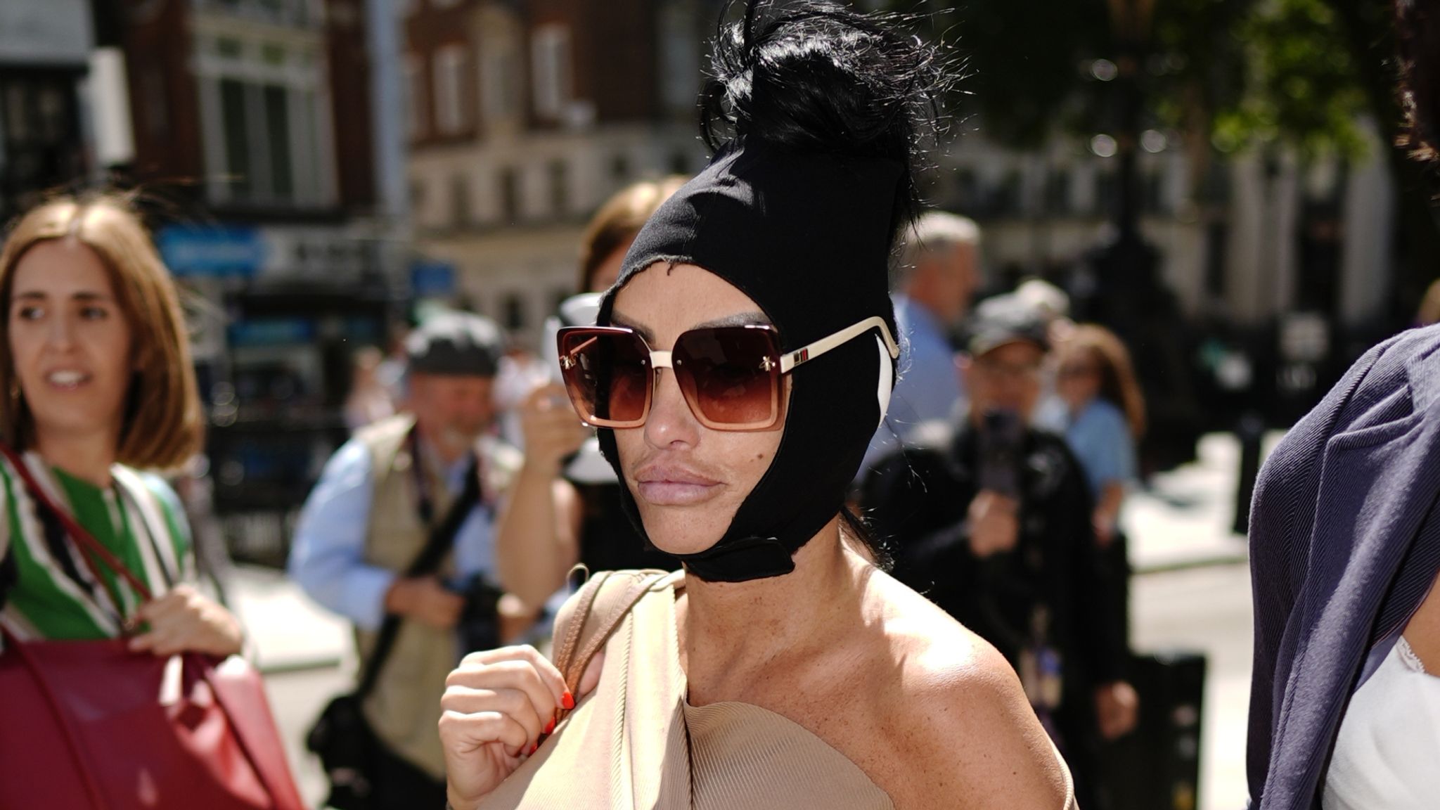 Katie Price told by judge she must attend court hearing 'no ifs, no ...