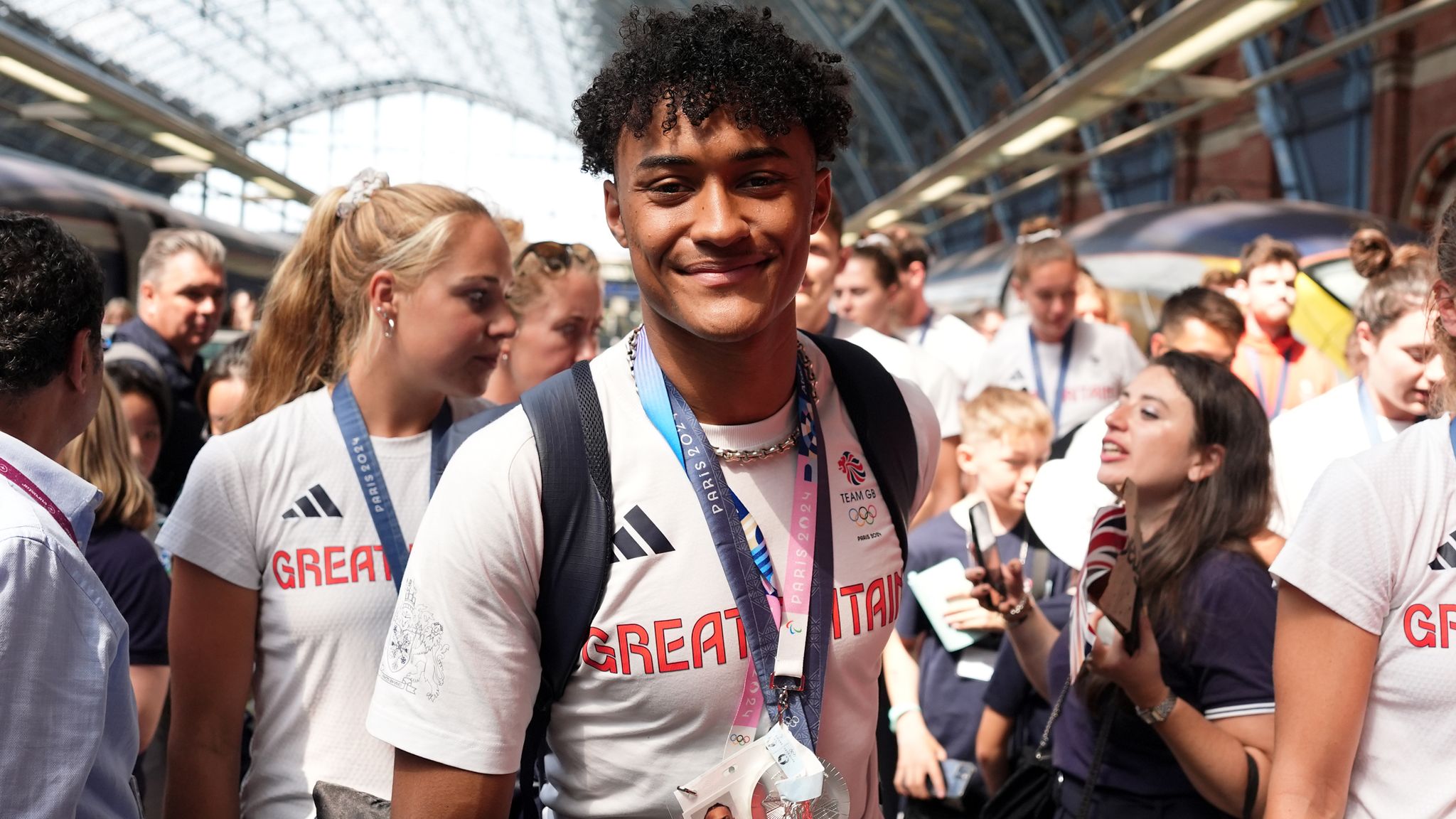 Team GB return: Olympics stars given heroes' welcome as Tom Daley ...