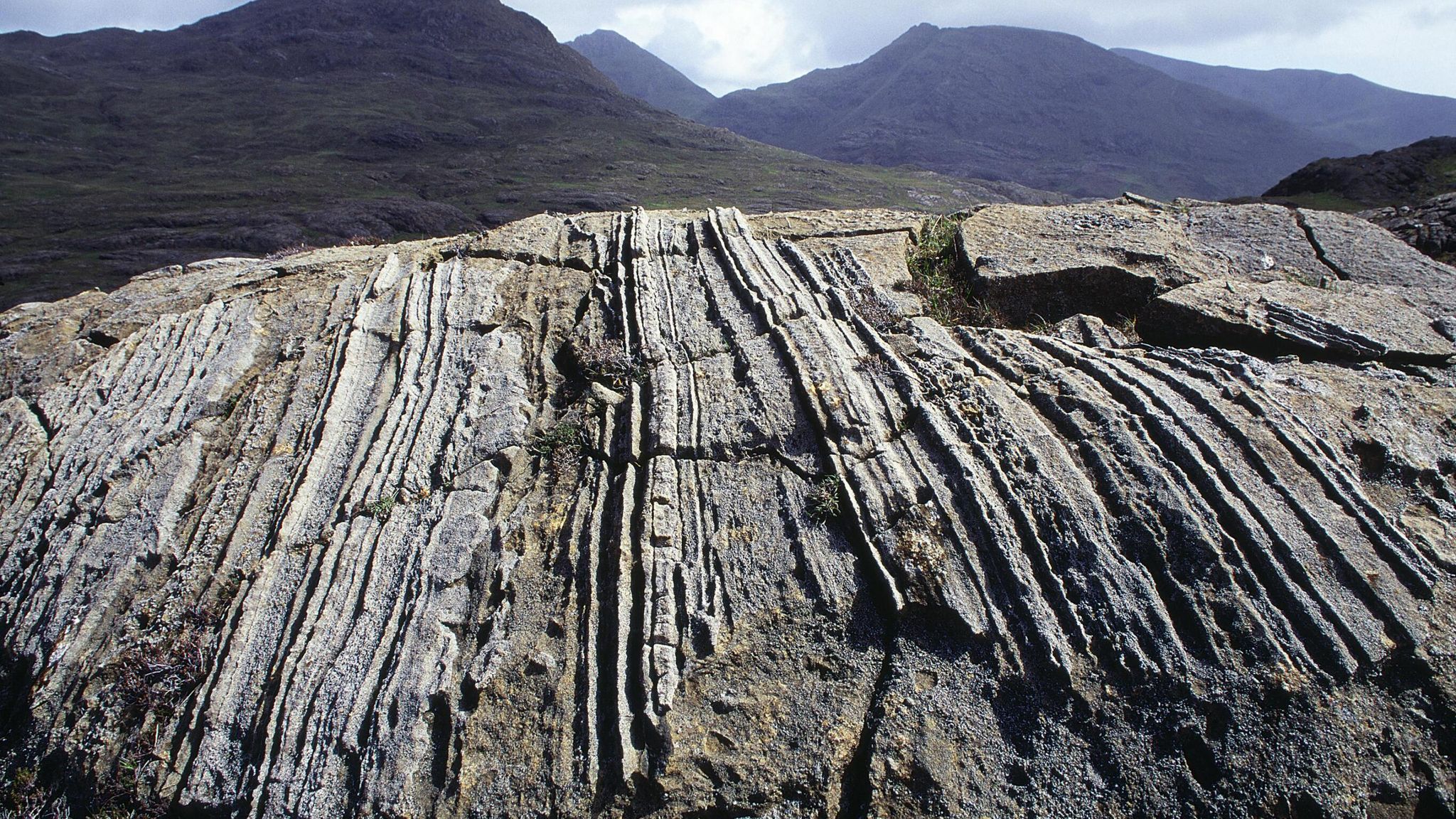 Scotland's Parallel Roads of Glen Roy, Rum Igneous Complex and Barrow ...