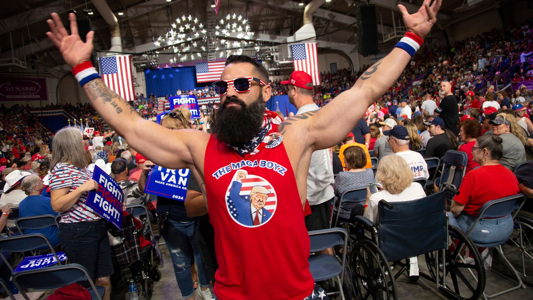 Forgotten rust belt town embraces Donald Trump - despite his broken ...