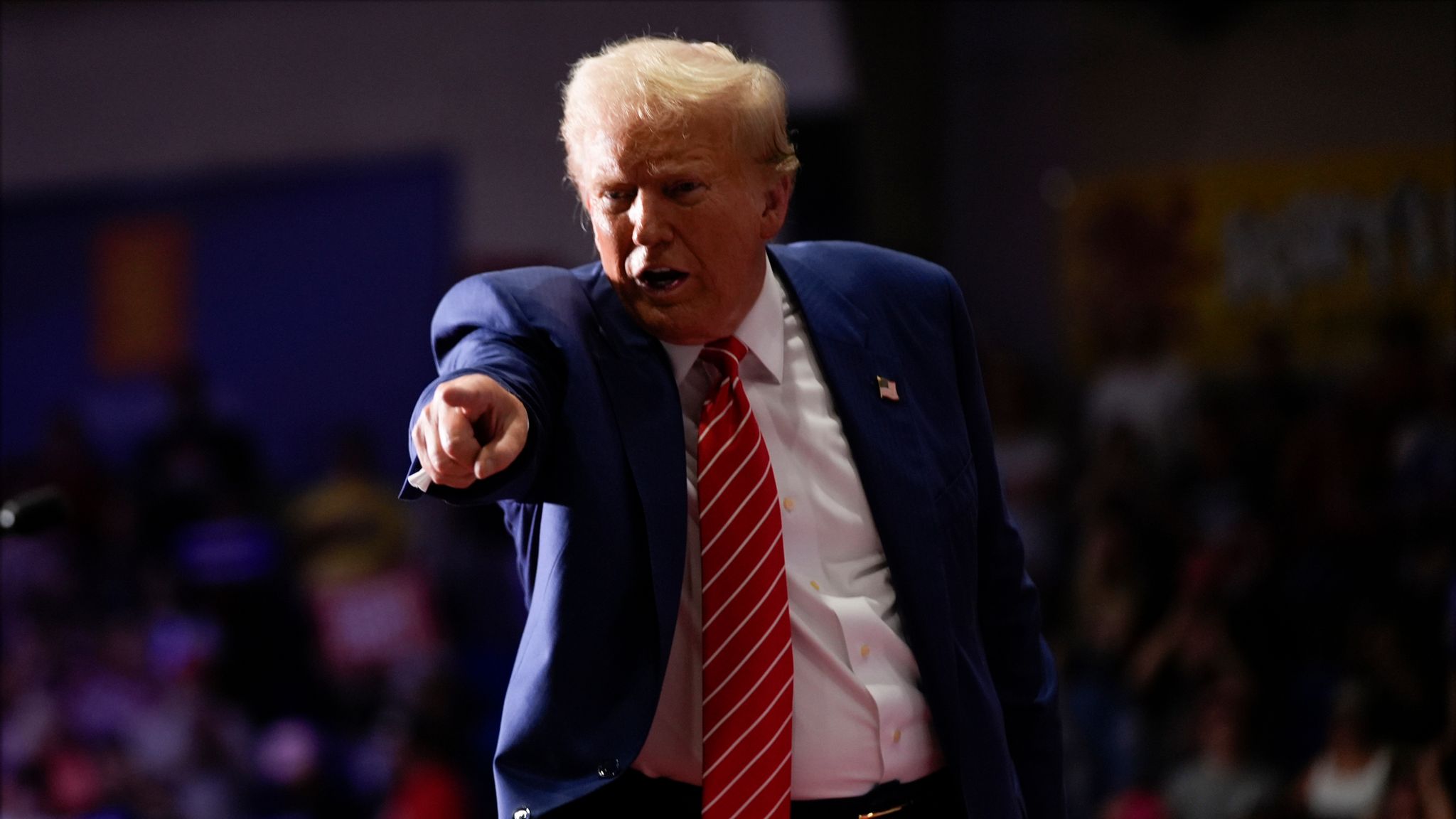 Forgotten rust belt town embraces Donald Trump - despite his broken ...