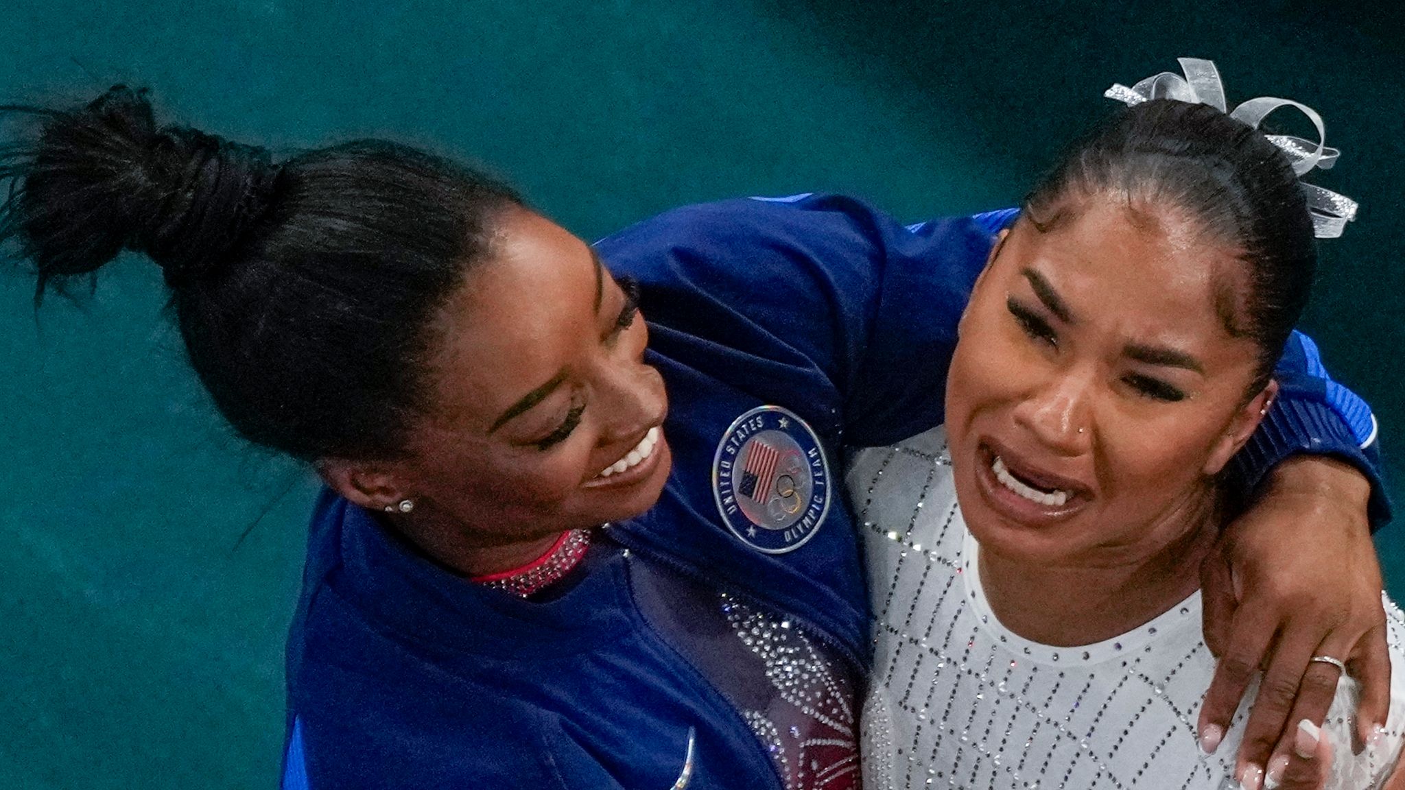 Simone Biles gets Olympic silver in floor after falling during balance ...